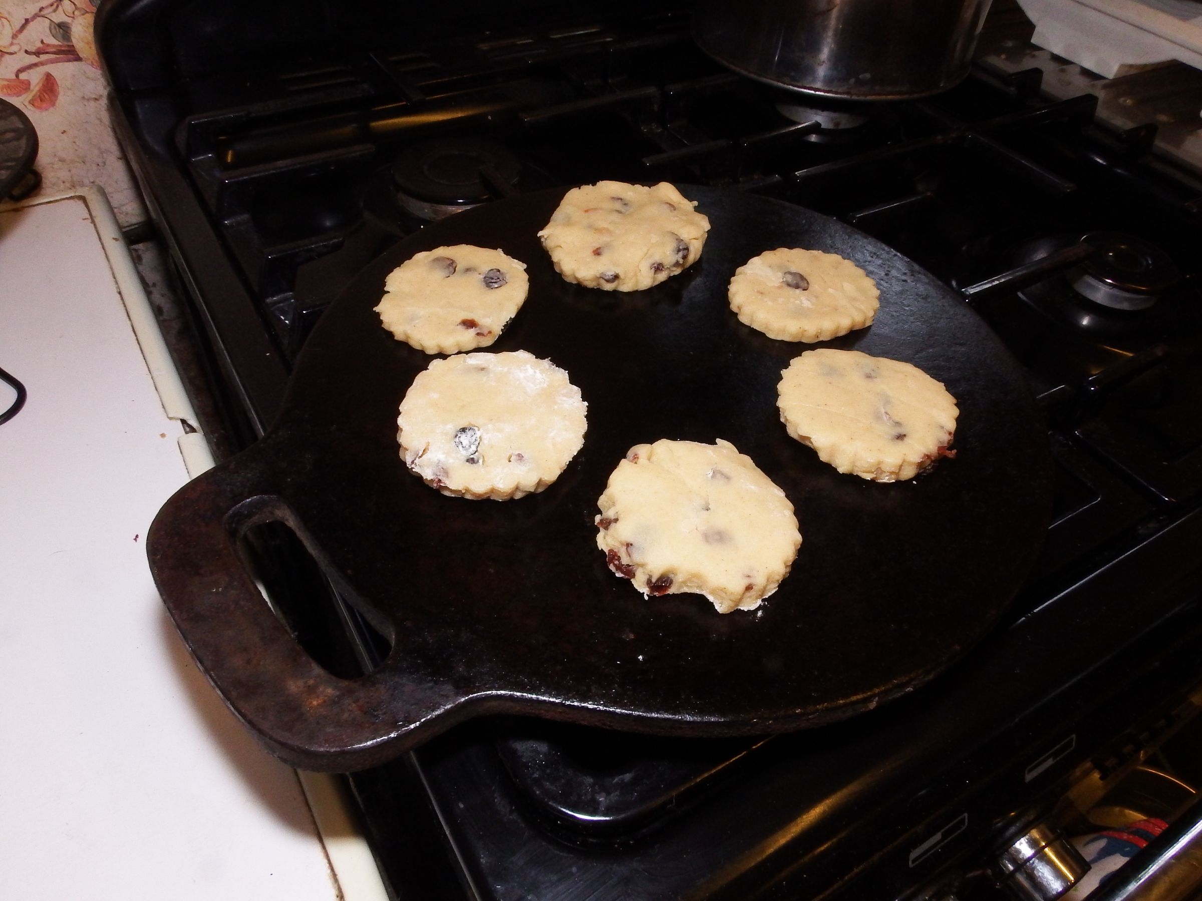 Welsh Cakes : 4 Steps (with Pictures) - Instructables