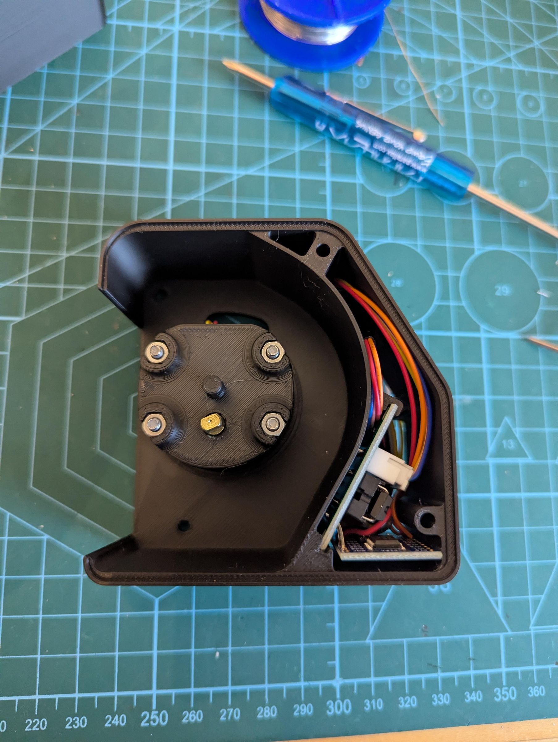Split Flap Display - (3D Printed, Modular, Compact & Enclosed, With Web ...