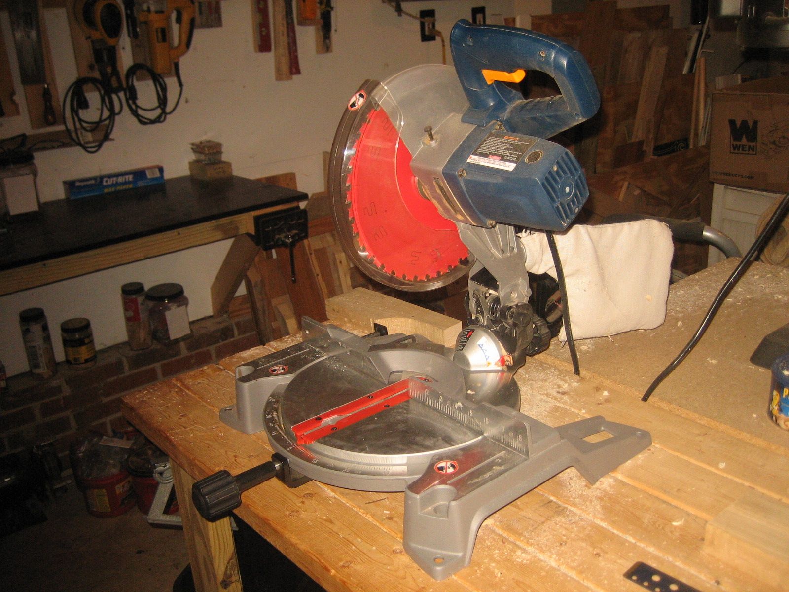 DISK ROUND OVER JIG : 4 Steps - Instructables