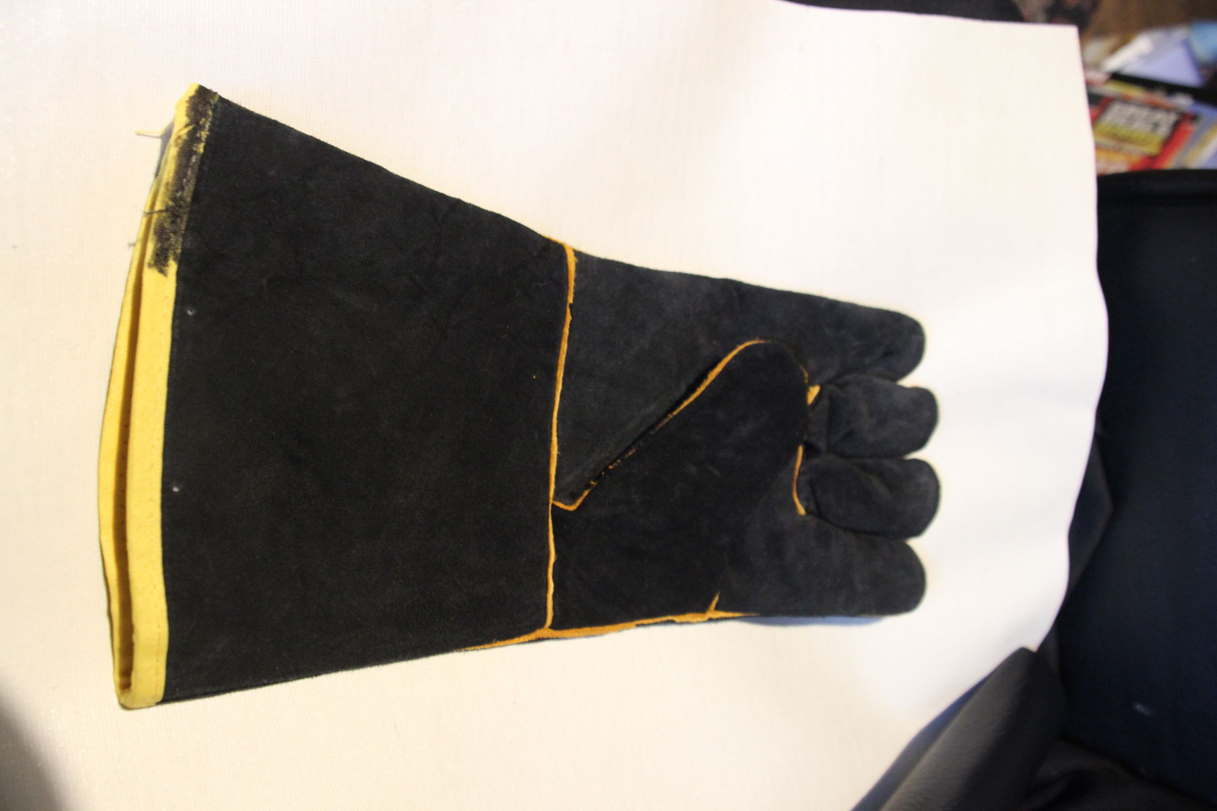 Ring Wraith Gauntlets : 9 Steps (with Pictures) - Instructables