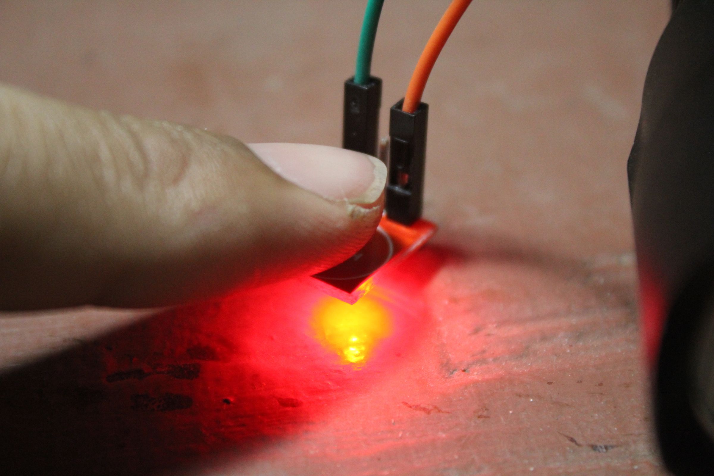How to Use Touch Sensor TTP-223B : 4 Steps - Instructables