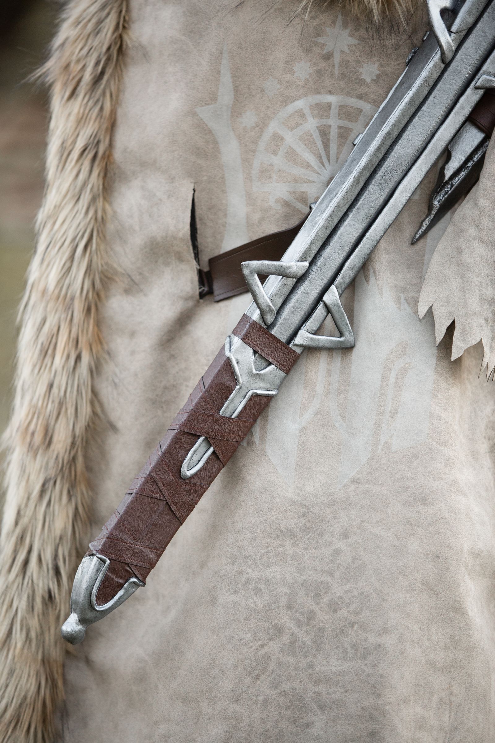 Talion - Shadow of War - Cosplay : 19 Steps (with Pictures) - Instructables