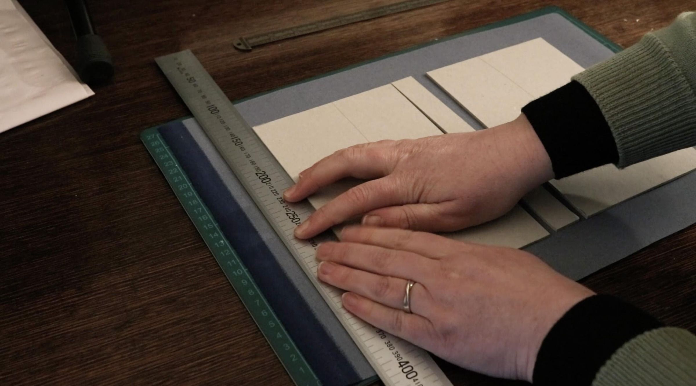 Make a Hard Cover for Your Handmade Book : 8 Steps (with Pictures ...