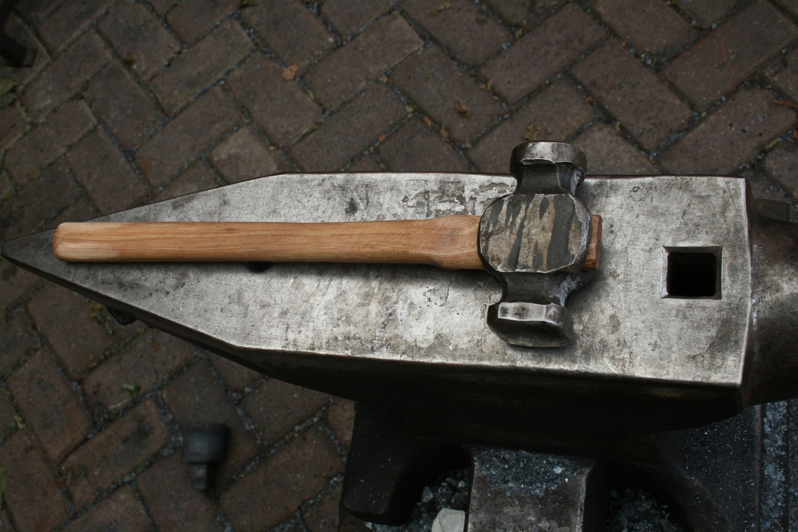 Replacing a Handle on a (forging) Hammer : 7 Steps (with Pictures ...