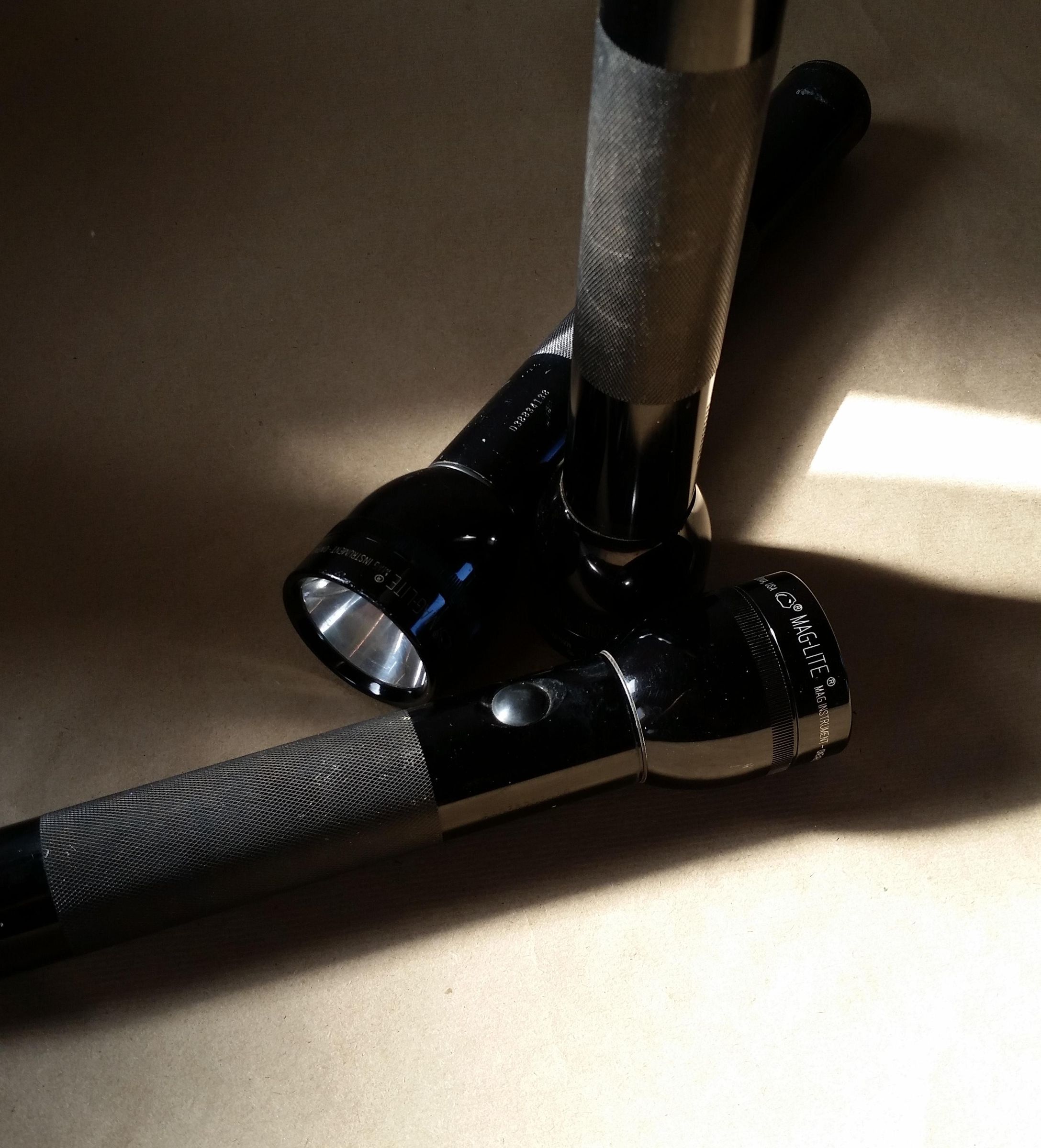 DIY Maglite USB Rechargeable 18650 and LED Upgrade : 9 Steps (with Pictures) - Instructables