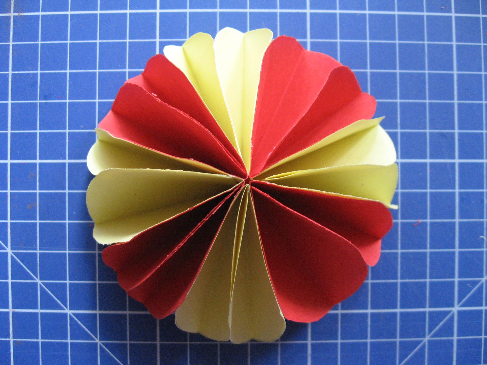 Ornamental Paper Flower : 4 Steps (with Pictures) - Instructables