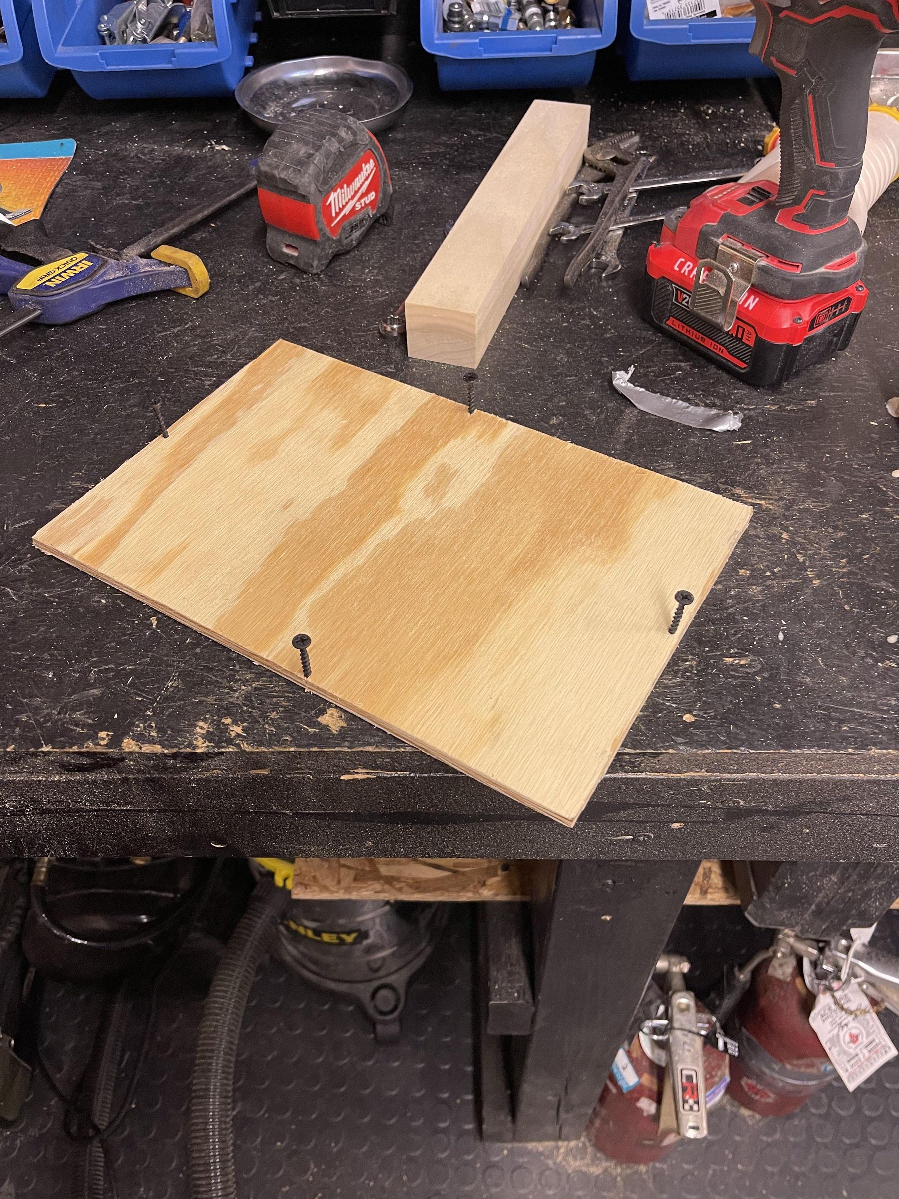 Clapperboard With Built-In SMPTE Timecode Display : 14 Steps (with ...