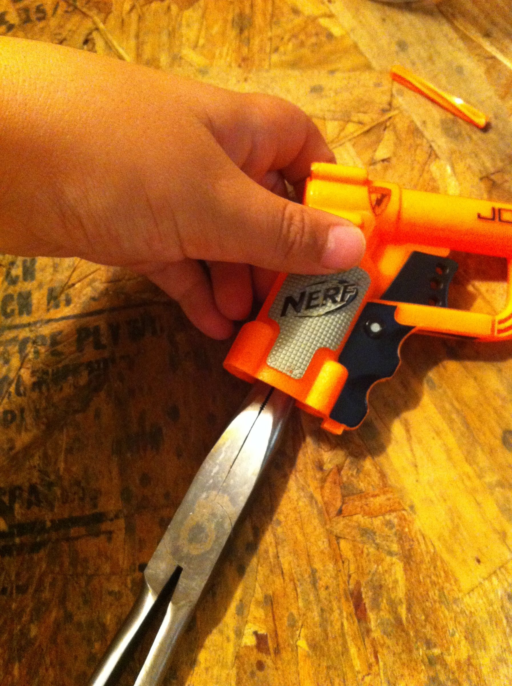 Nerf N-strike Jolt Mod : 6 Steps - Instructables