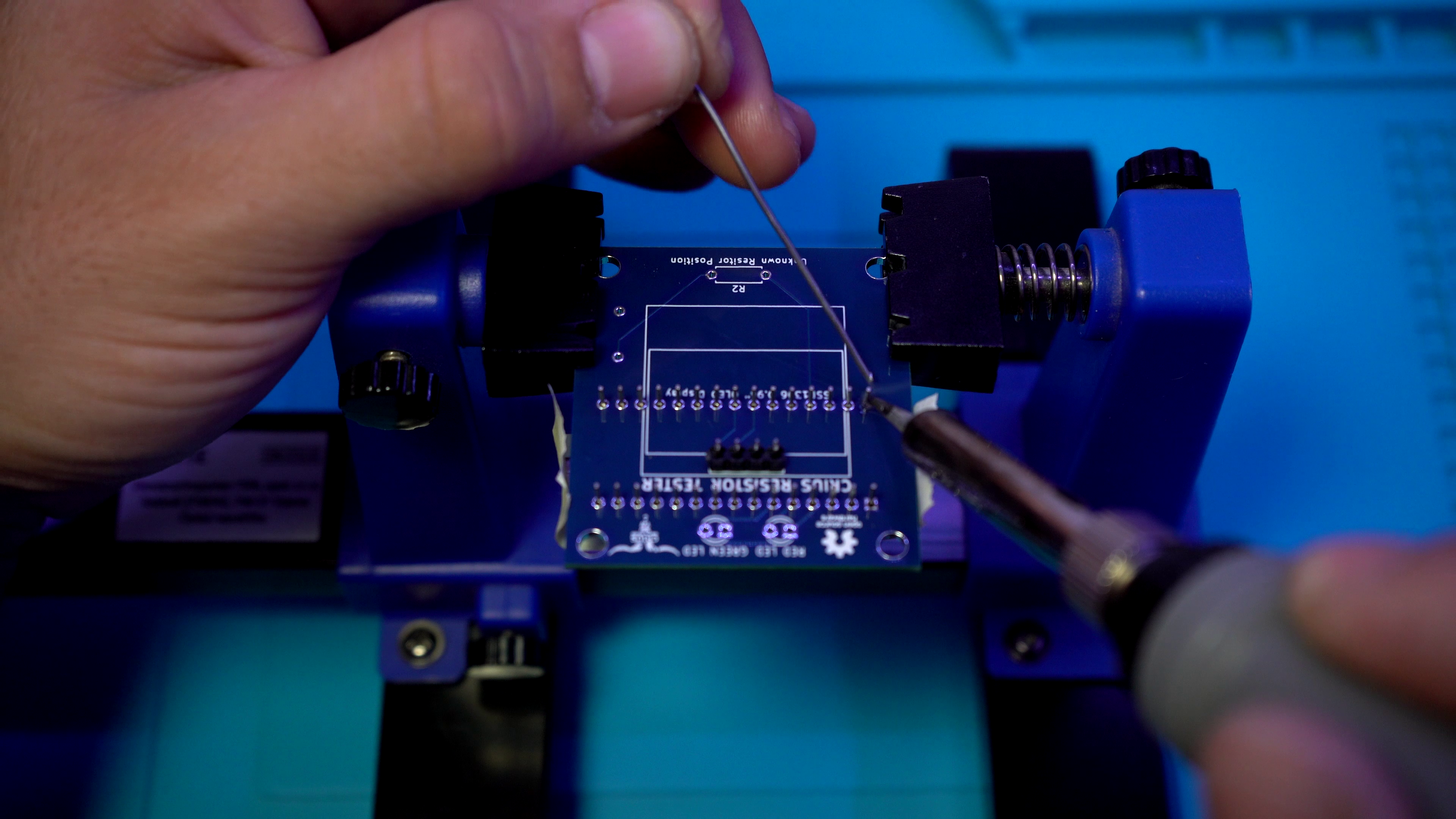 DIY Arduno "Ohmeter" + 0.96" OLED Display +Indication LEDs + Custom PCB ...