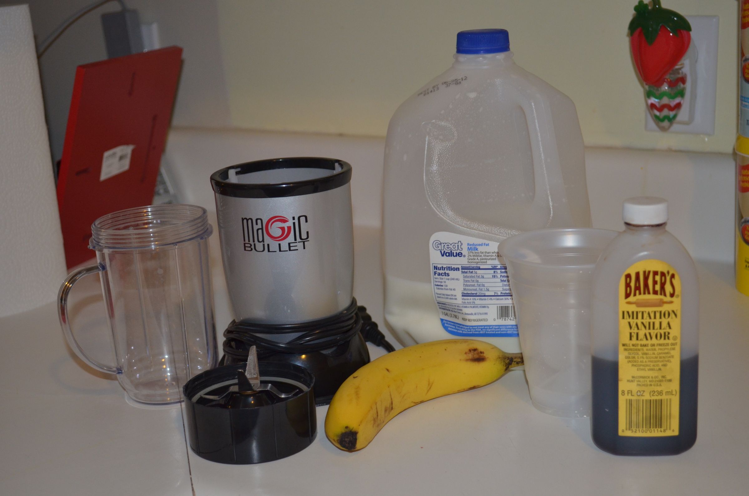 Super-Simple Banana Smoothie (Magic Bullet) : 5 Steps (with Pictures ...