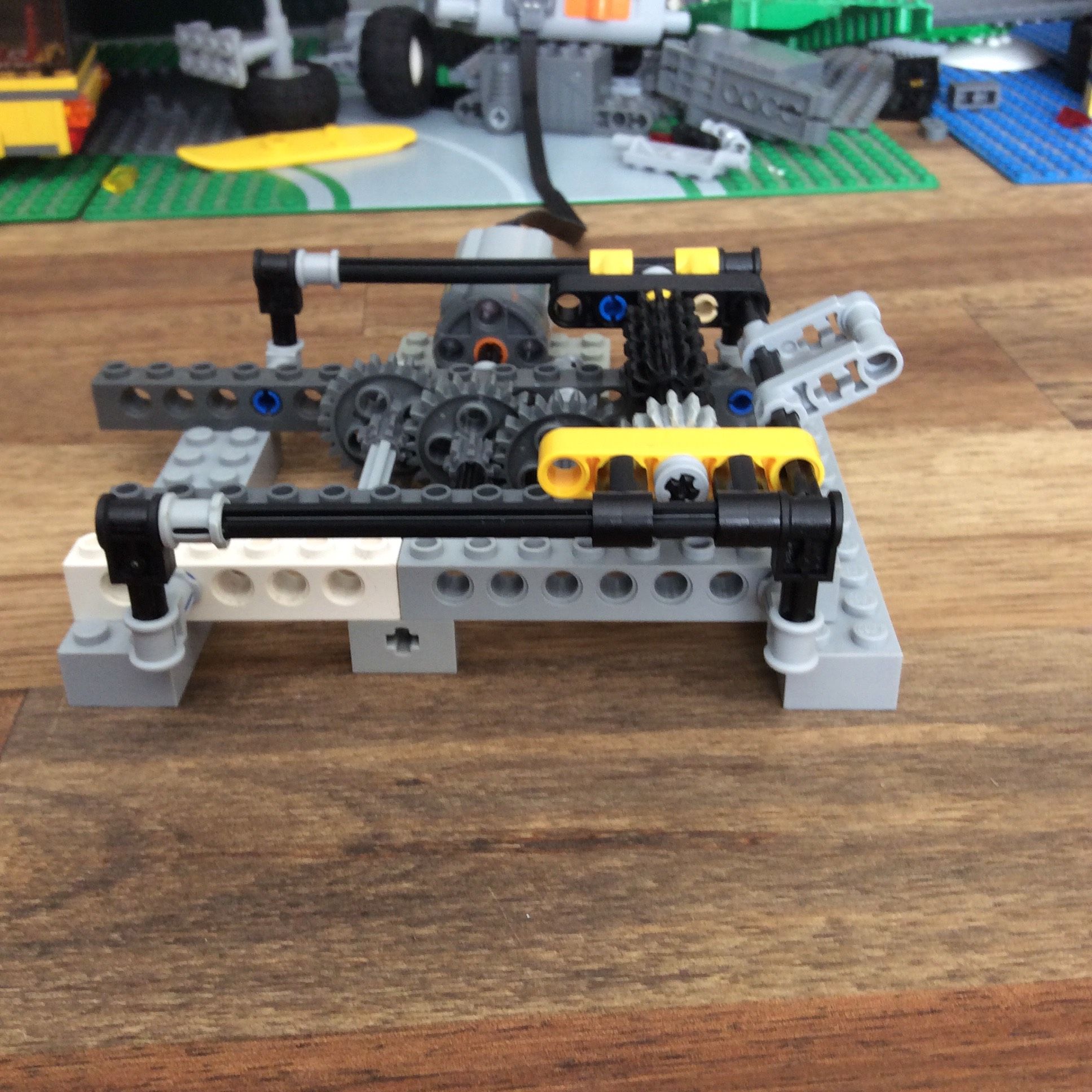 How to Make an Easy Customisable Lego Transmission Part 1 : 4 Steps ...