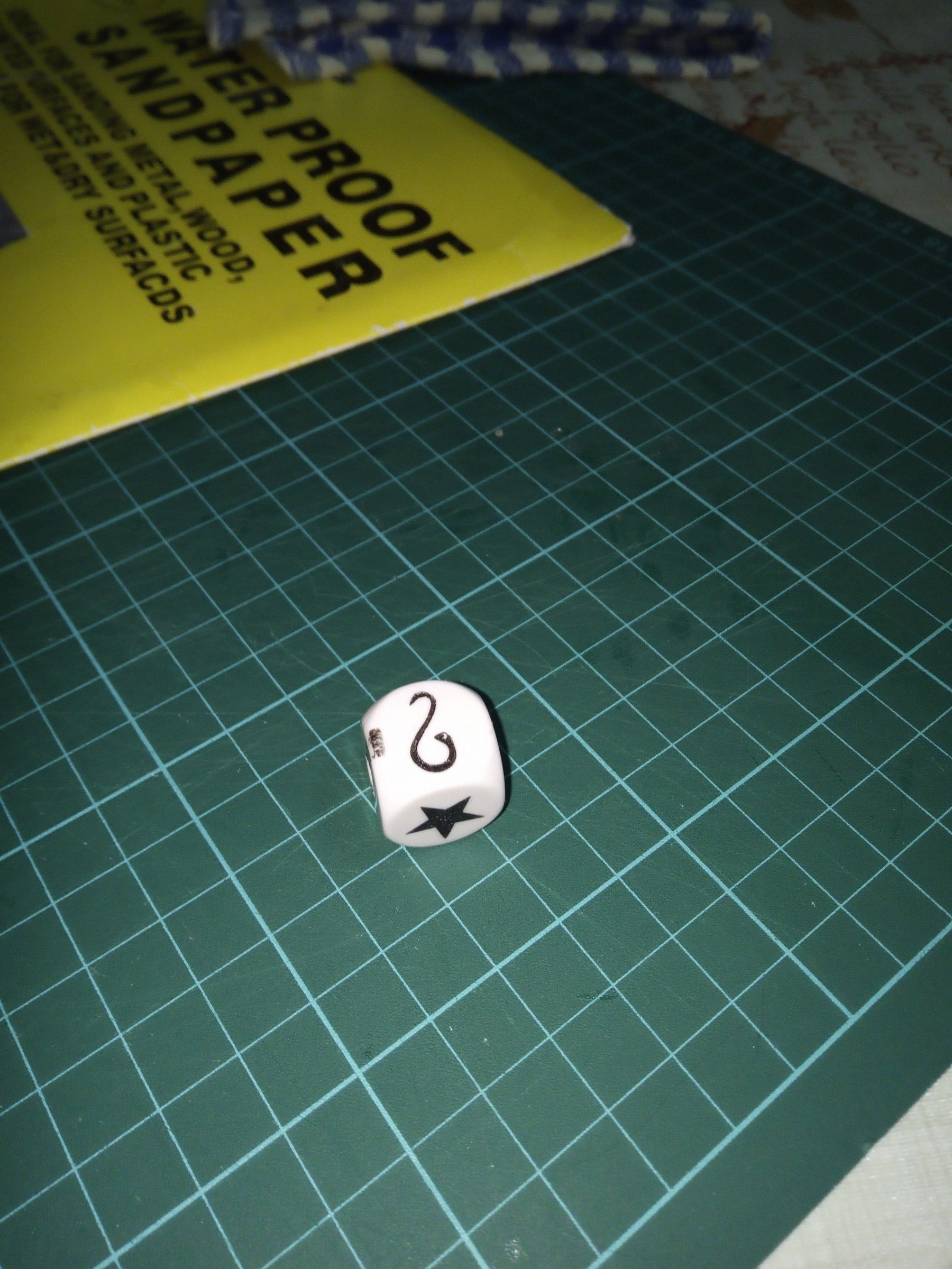 4 Sides Dice From Regular Dice : 4 Steps - Instructables