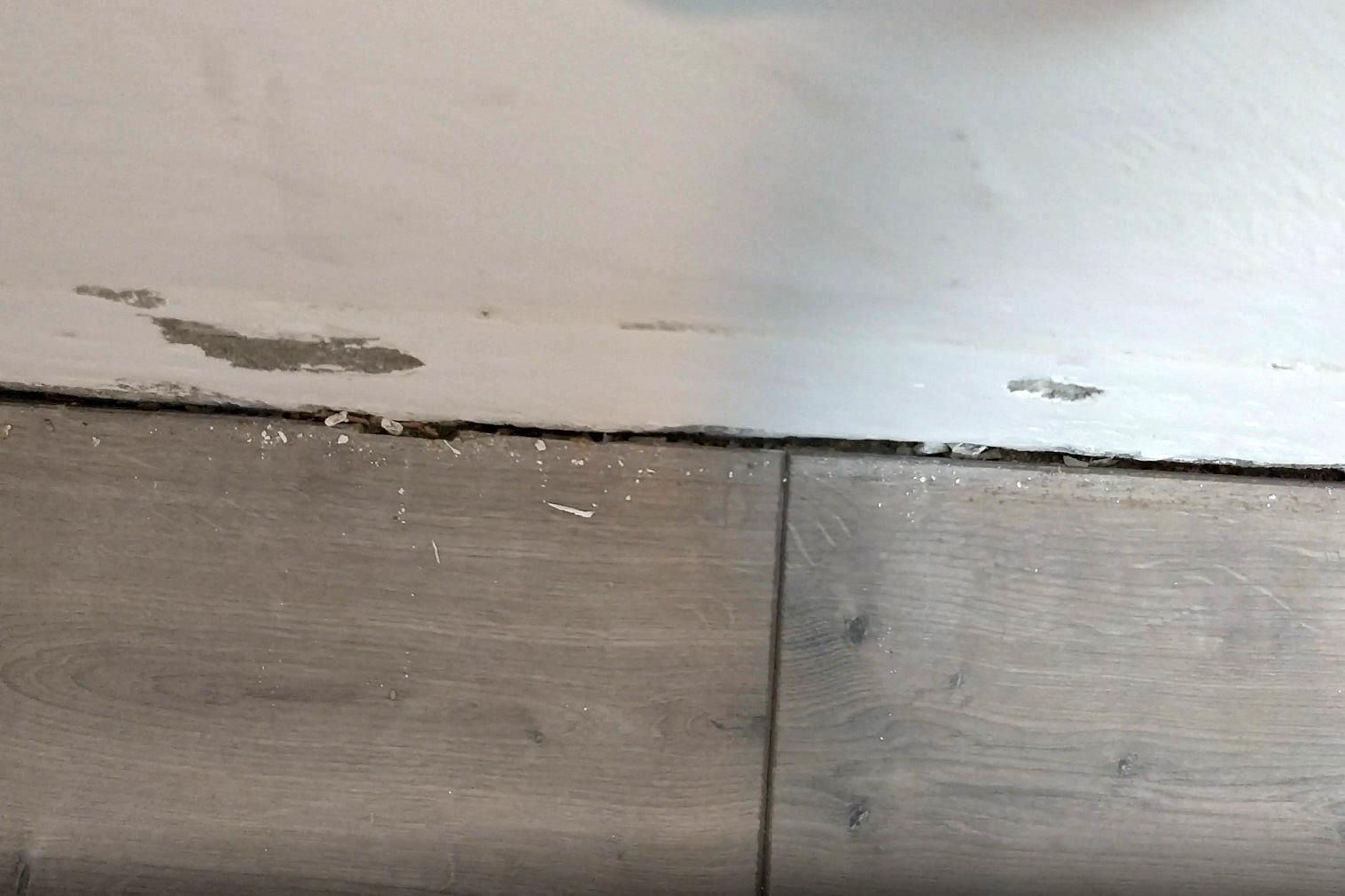 Fix Lifting & Bouncing Laminate Flooring (Expansion Problem) : 20 Steps ...