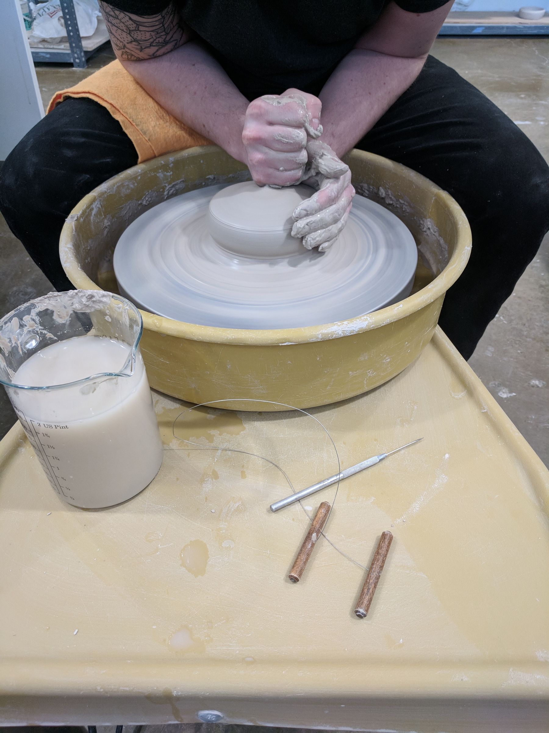 Throwing a Clay Cylinder on the Potters Wheel : 22 Steps (with Pictures ...