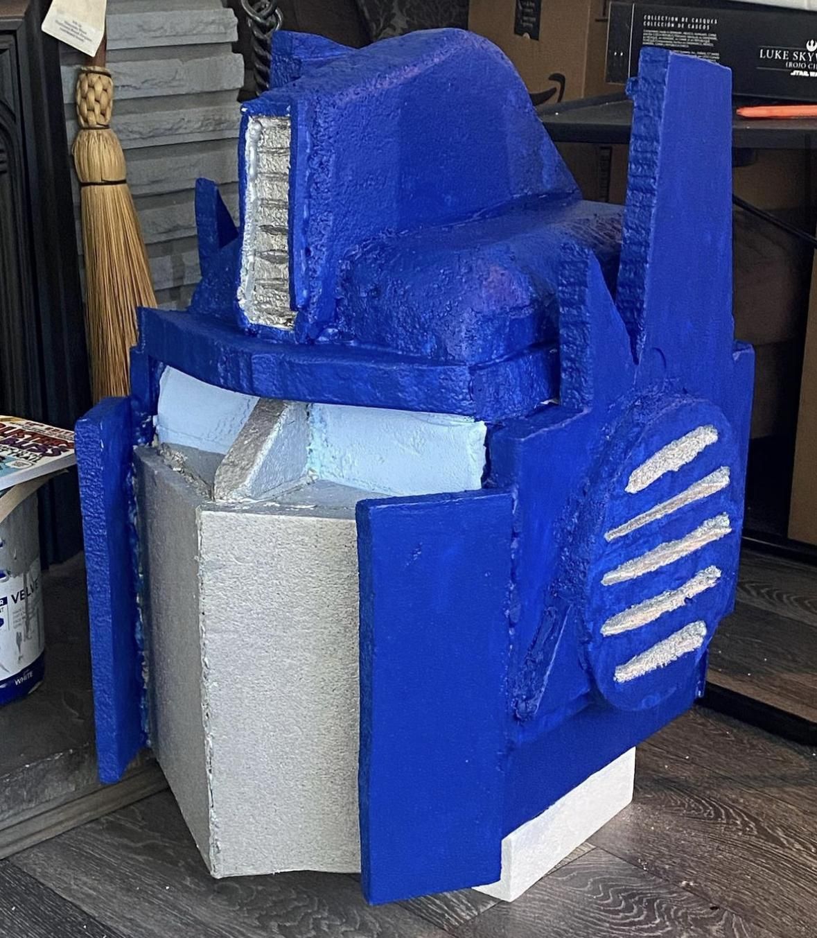 Transformers Halloween Display : 4 Steps (with Pictures) - Instructables