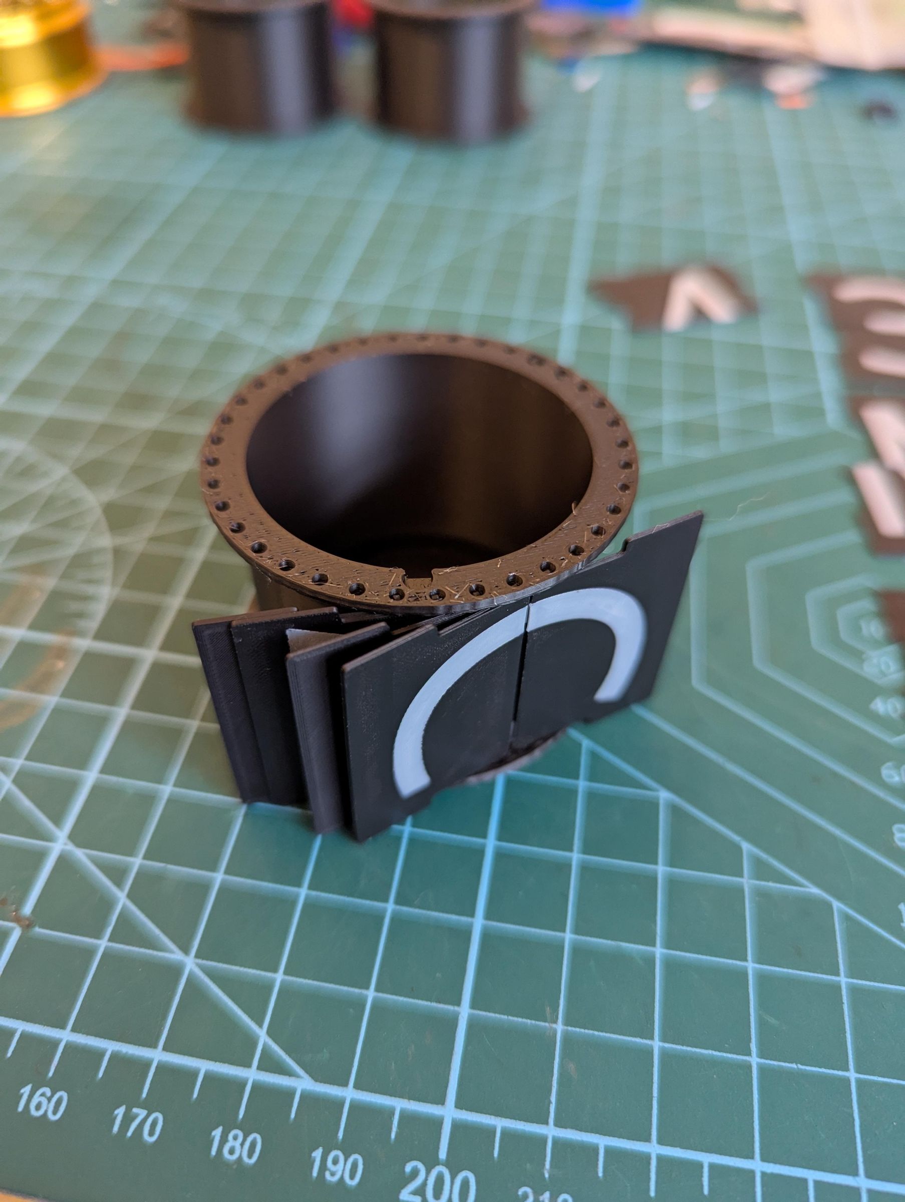 Split Flap Display - (3D Printed, Modular, Compact & Enclosed, With Web ...