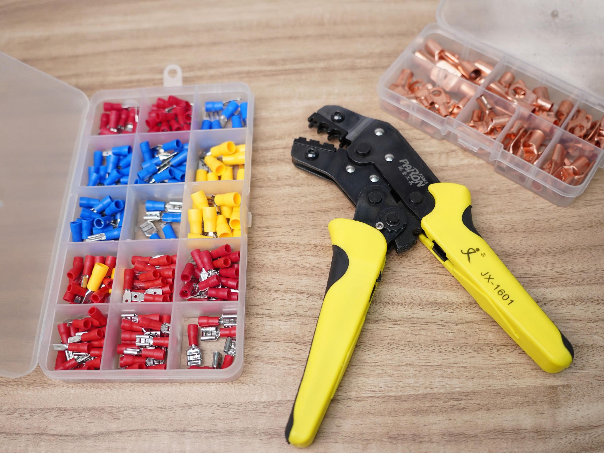 DIY Portable Solar Generator V2 : 21 Steps (with Pictures) - Instructables