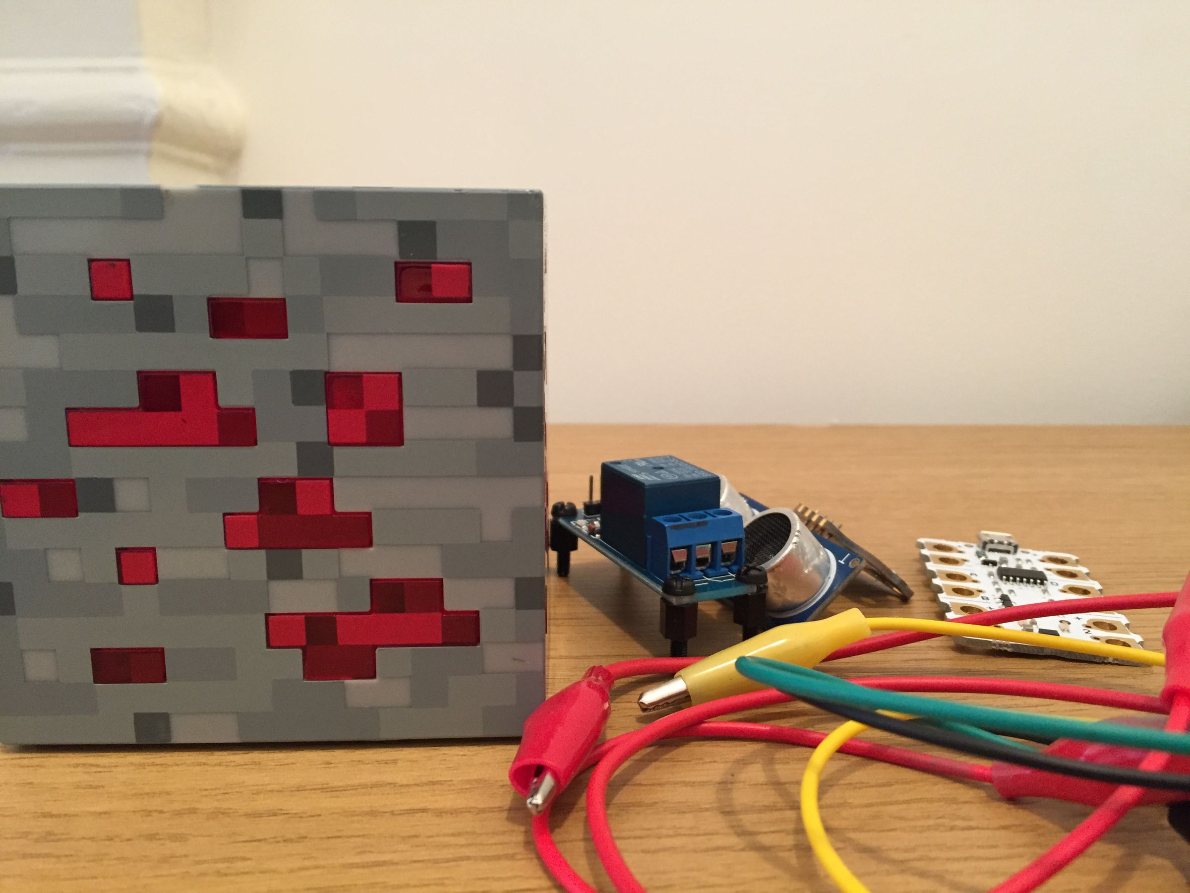 Movement Activated Redstone : 7 Steps (with Pictures) - Instructables