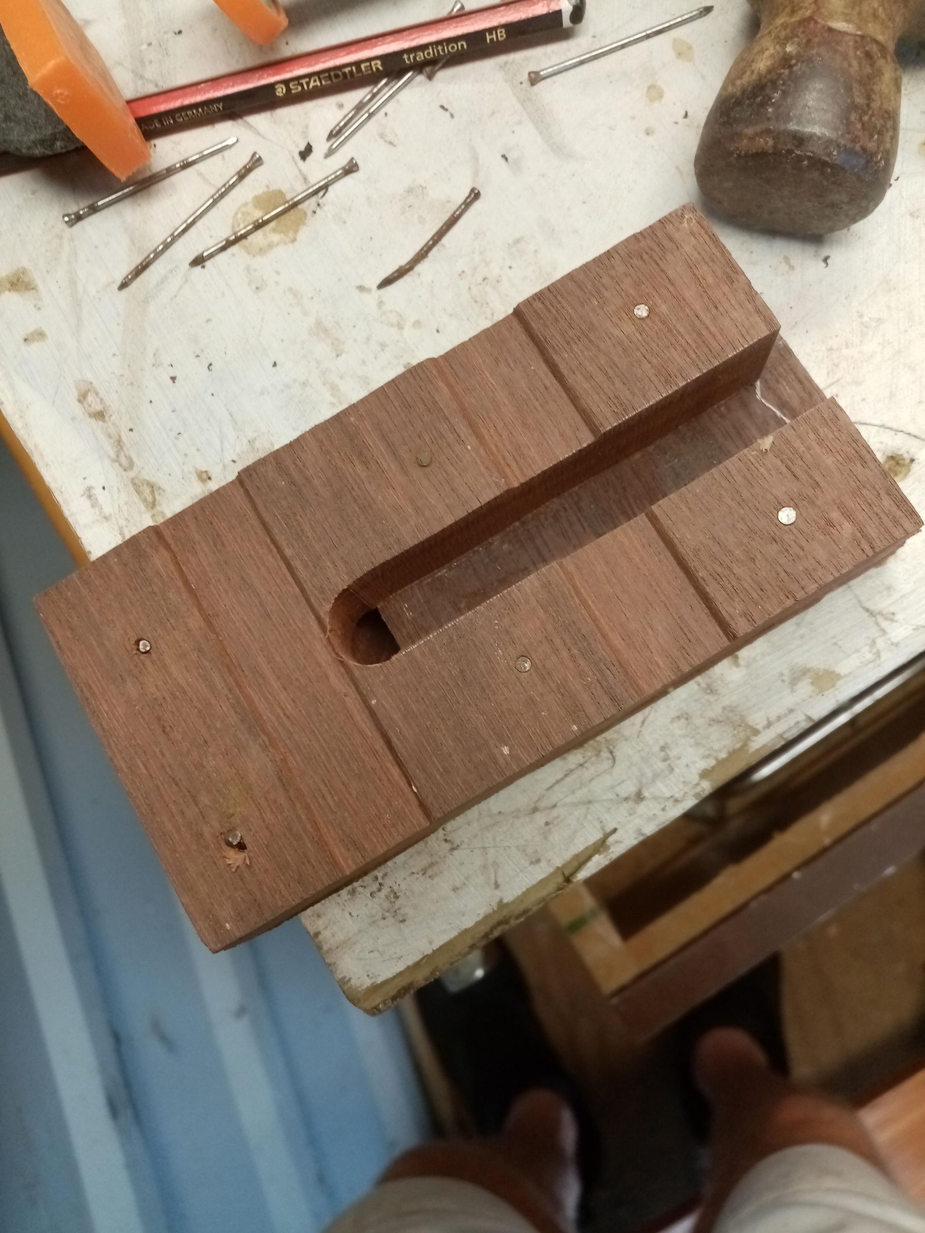 Simple Mobile Phone Stand : 9 Steps (with Pictures) - Instructables