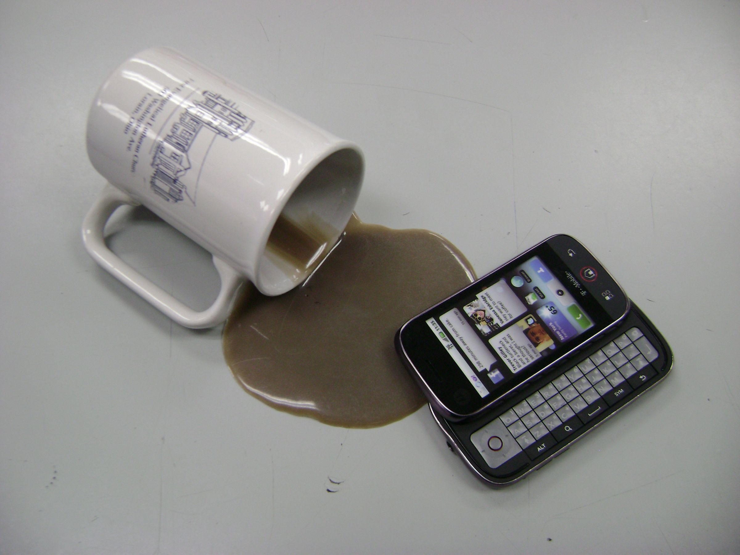 [spilled Coffee Prank/prop] : 4 Steps (with Pictures) - Instructables