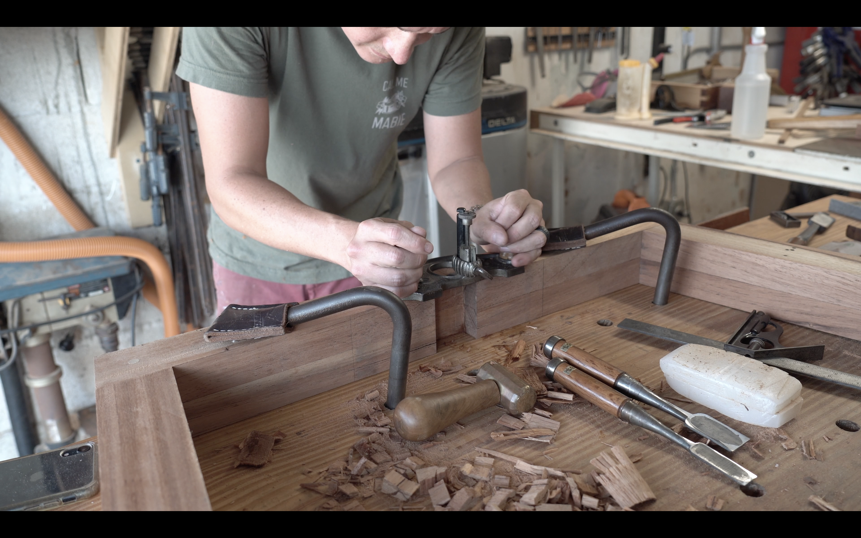 Modern Dining Table - Traditional Joinery : 10 Steps (with Pictures ...
