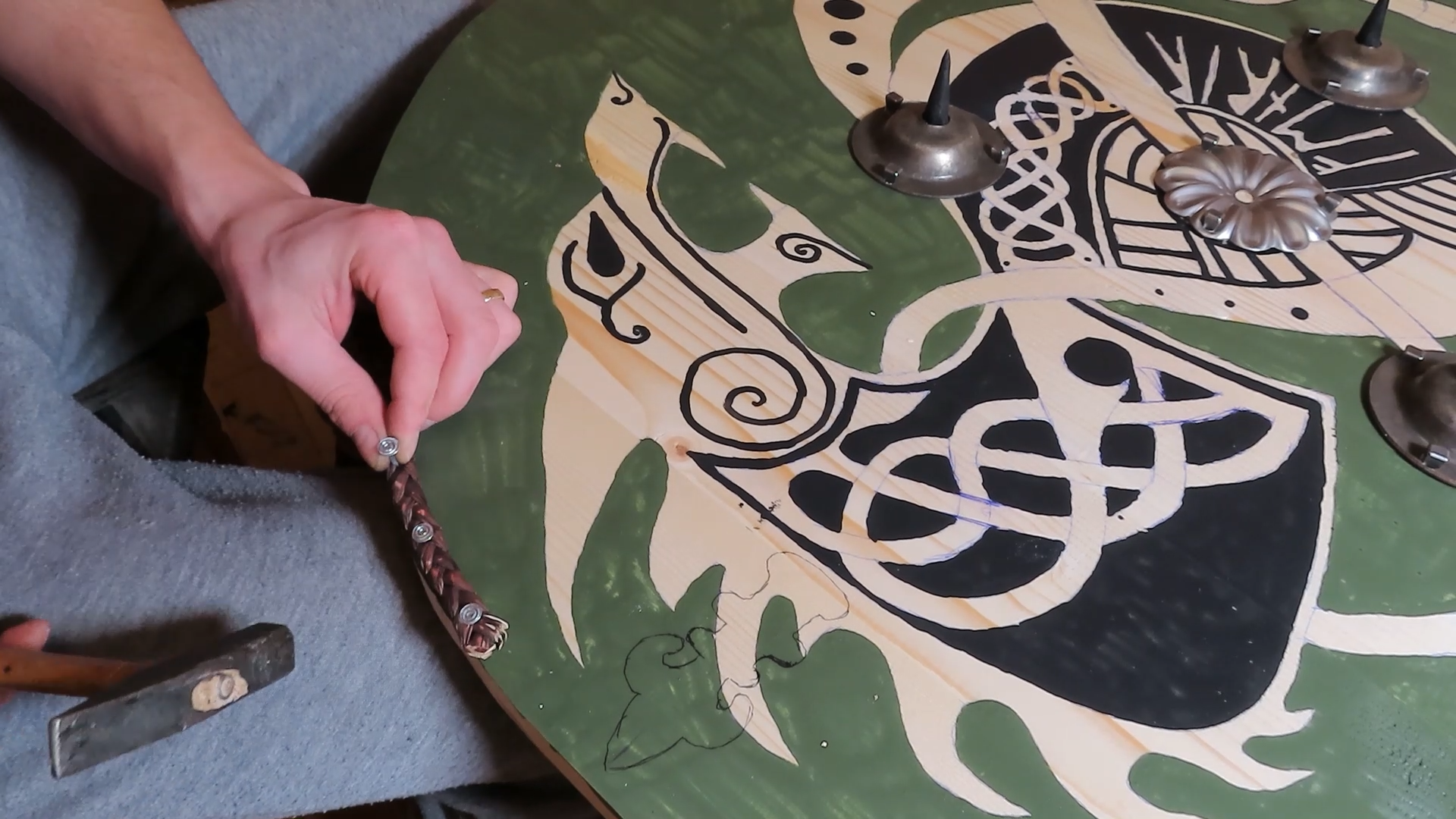 Awesome Wooden Viking Shield! Cool Viking Shield Design! : 6 Steps ...