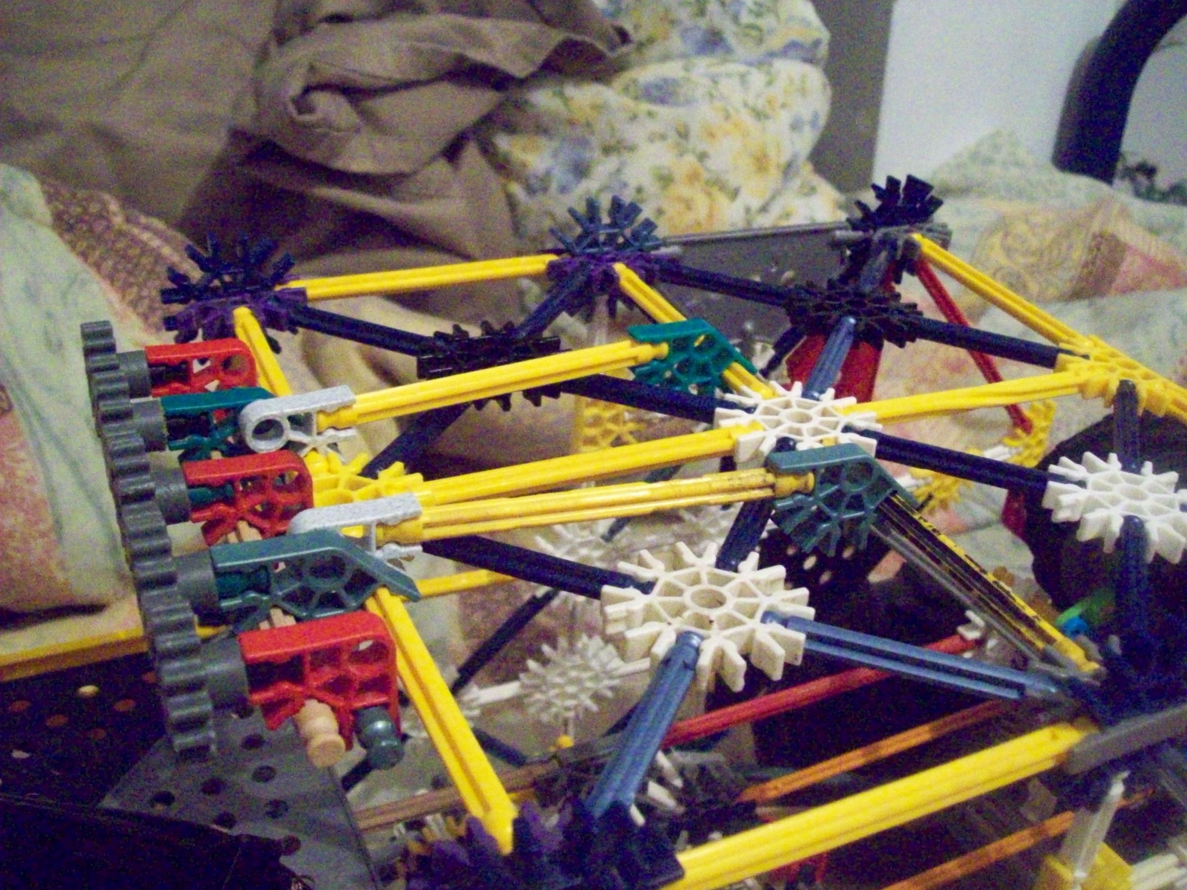 New K'NEX Crawler. - Instructables