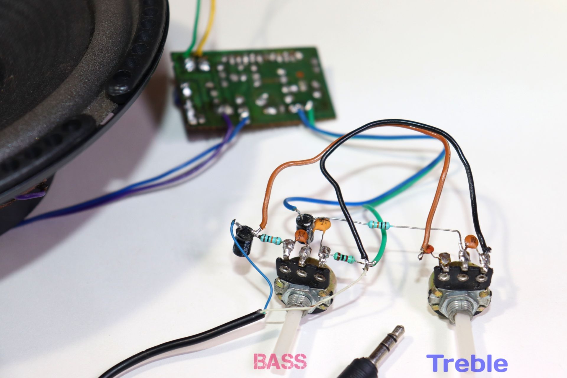 Heavy Bass and Treble Circuit : 13 Steps - Instructables