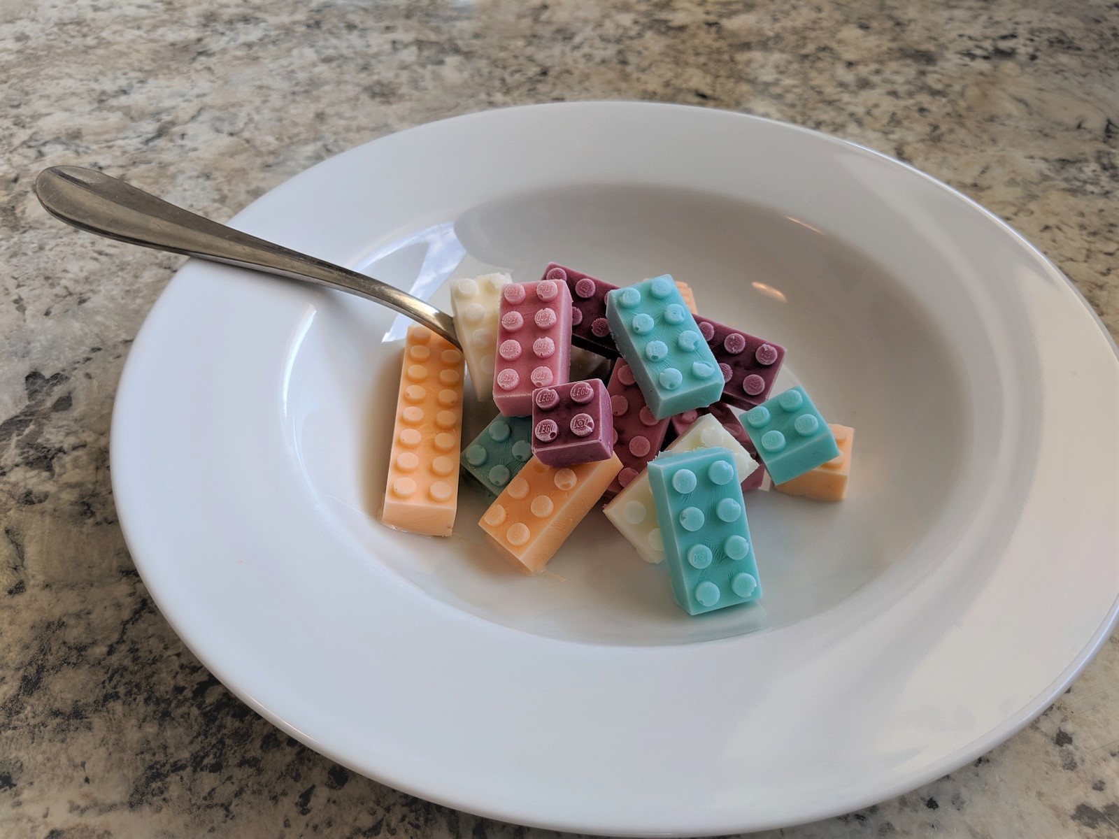 Eat Your LEGOs! : 10 Steps (with Pictures) - Instructables