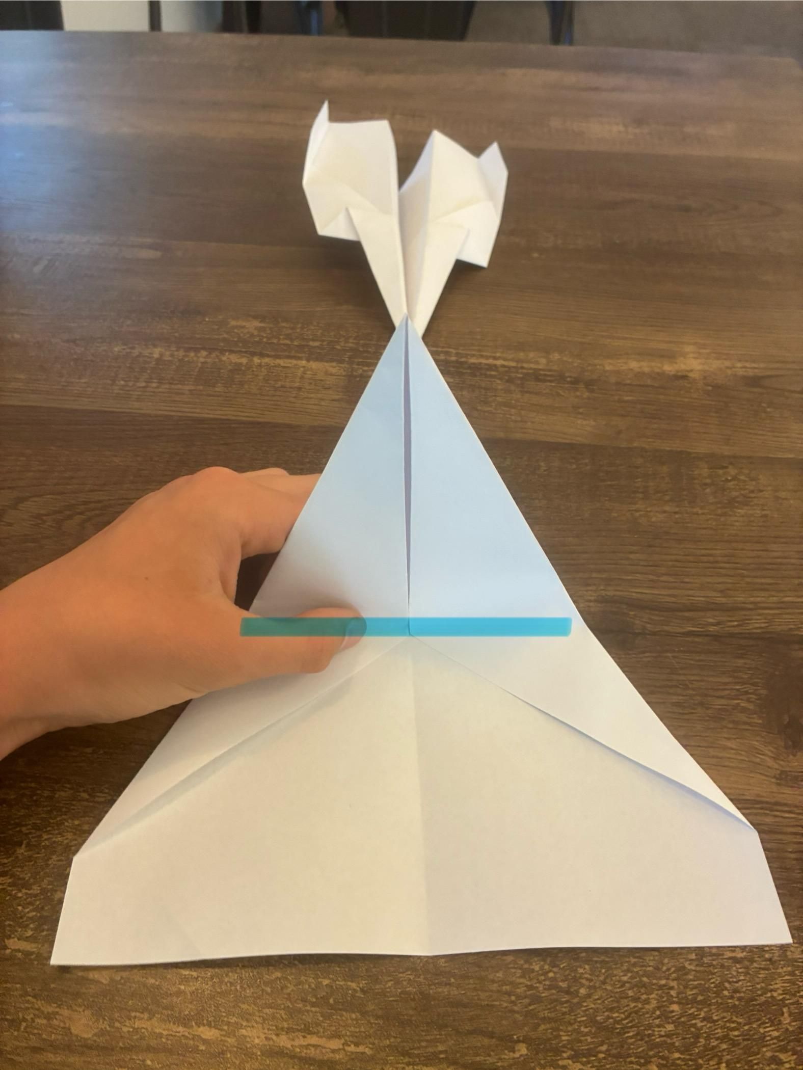 Super Simple Boomerang Paper Airplane : 10 Steps - Instructables