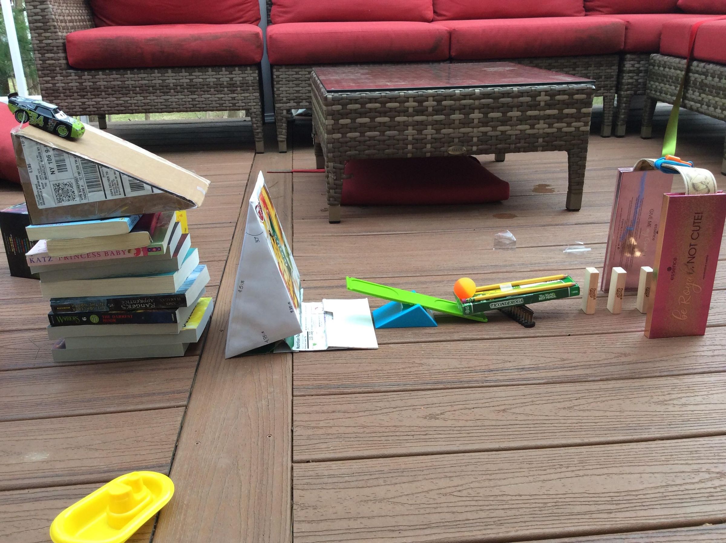 Simple Simple Machine Rube Goldberg : 6 Steps - Instructables