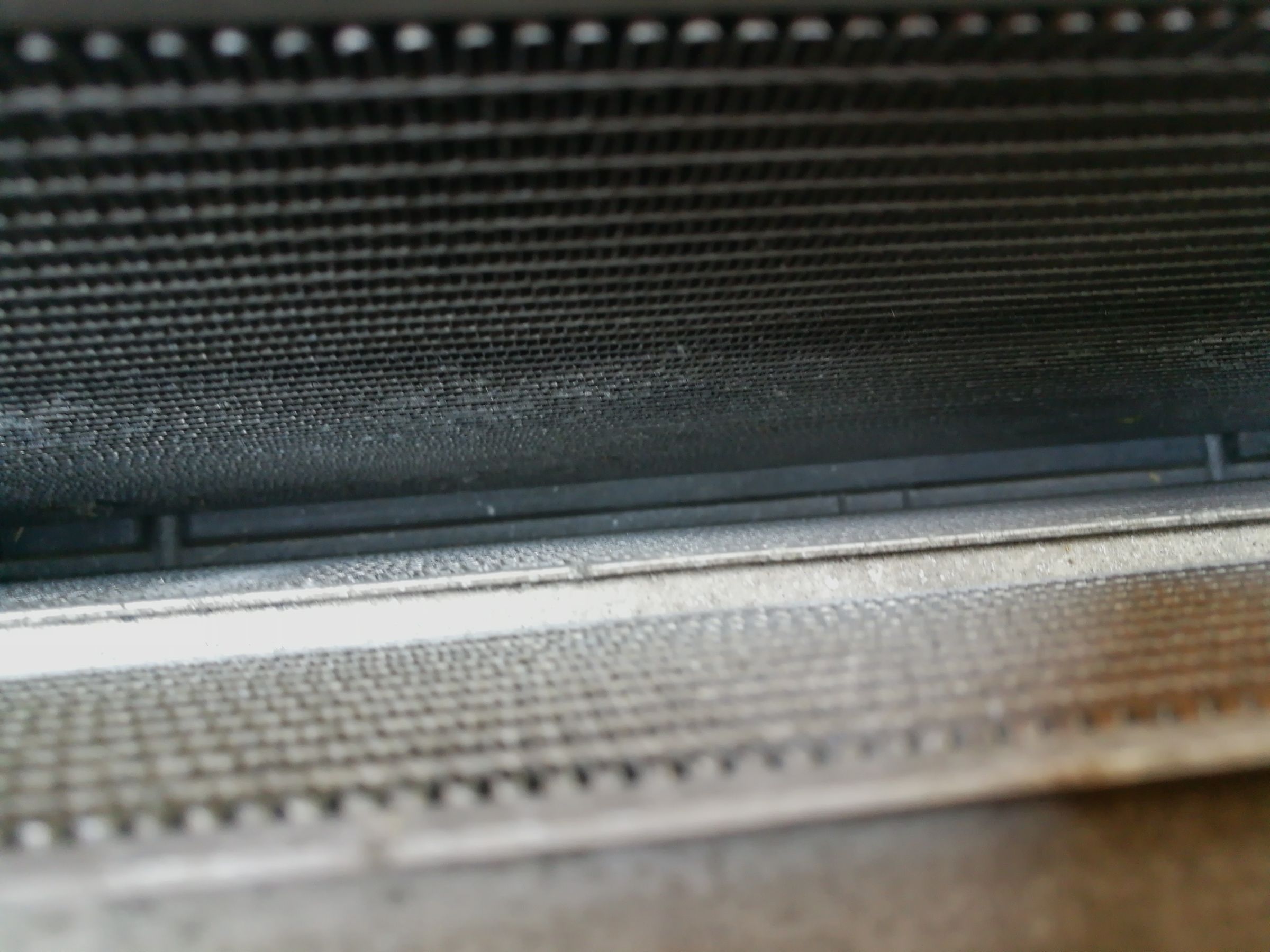 Toyota Prius Gen 3 Front Cooler Cleaning : 6 Steps (with Pictures ...