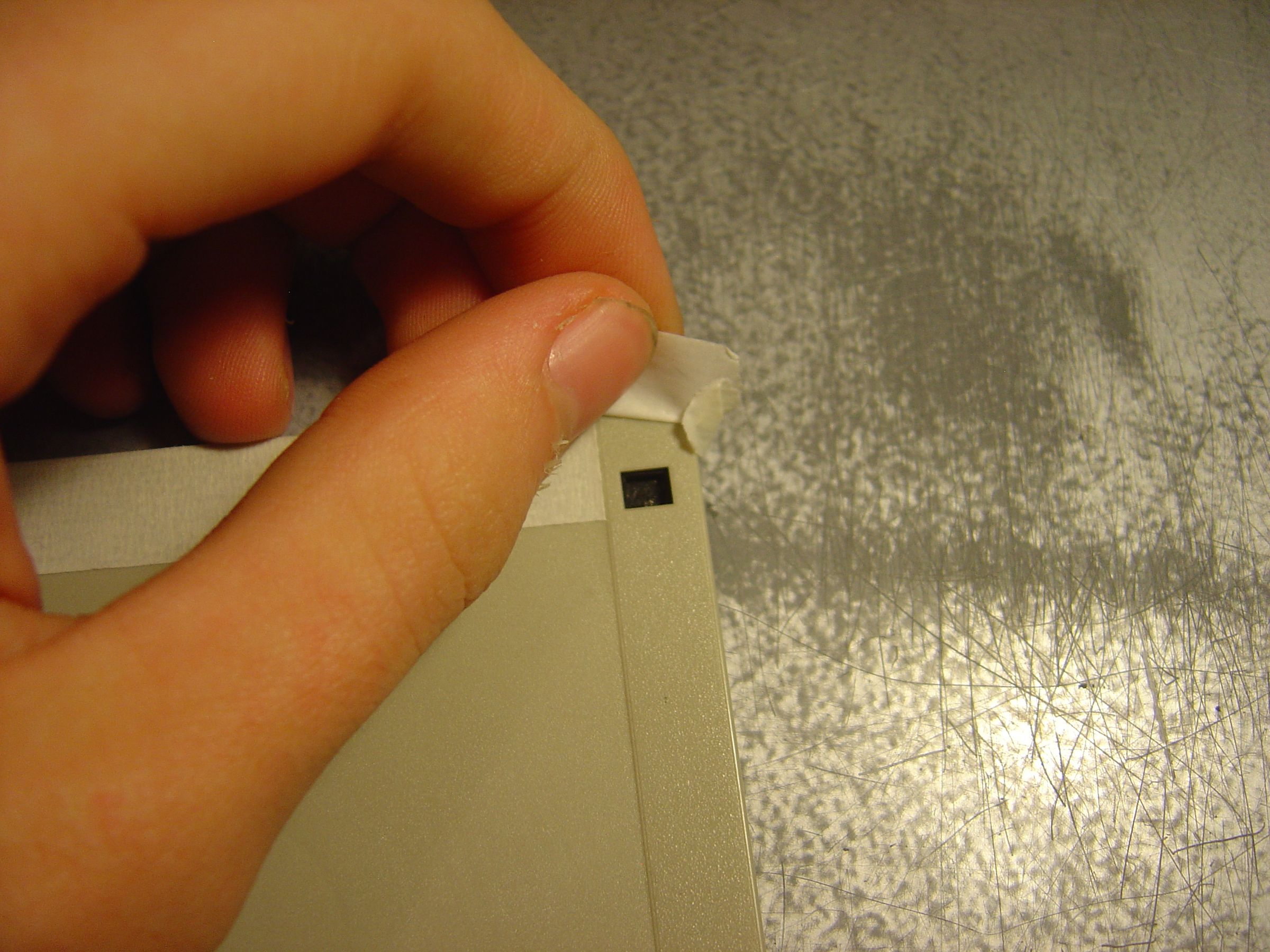 Edge-Labeling Floppy Disks : 5 Steps - Instructables