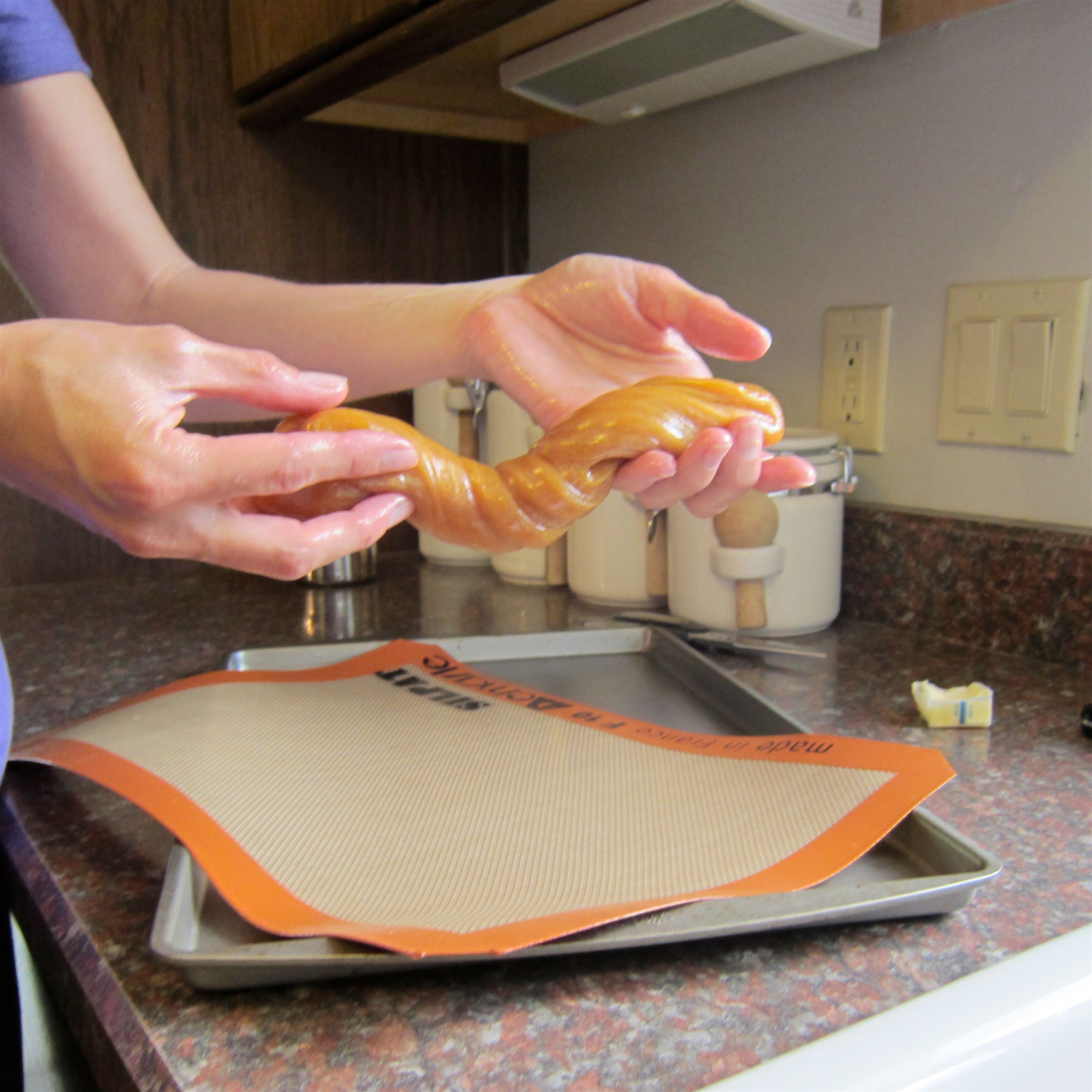 Pure Honey Taffy : 4 Steps (with Pictures) - Instructables