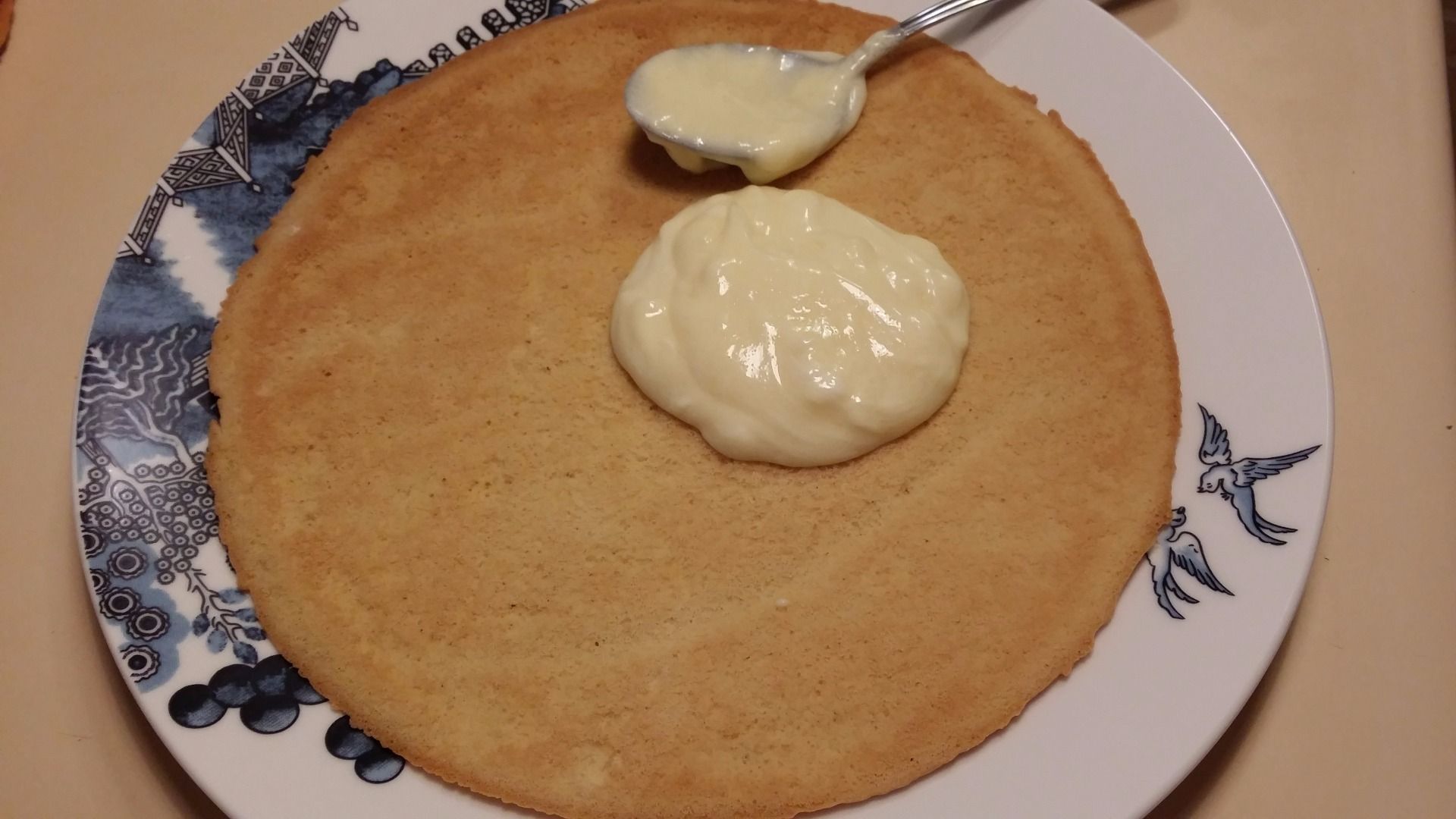 Layered Honey-cake (ryzhik) : 6 Steps - Instructables