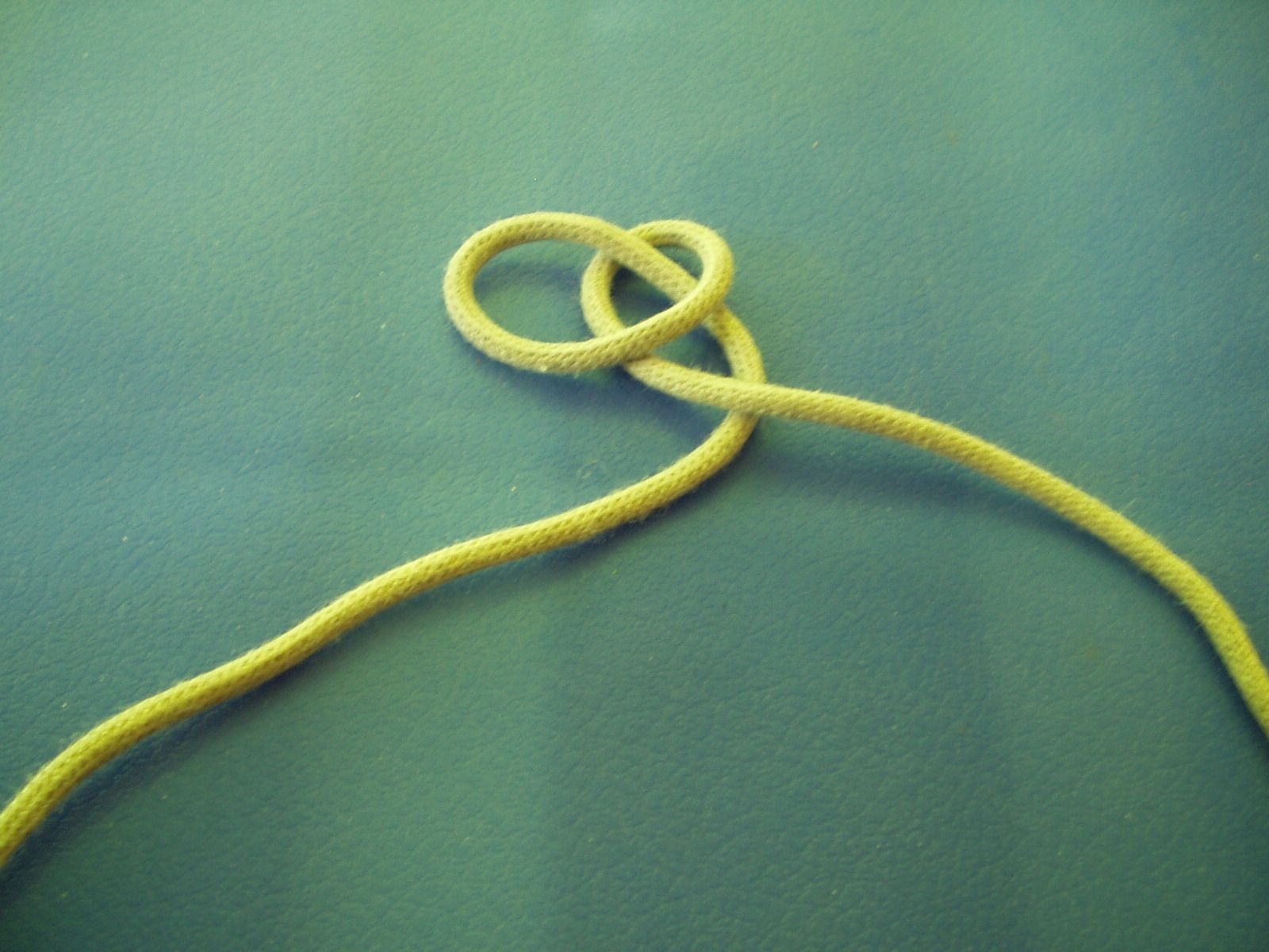 Snake Knot : 12 Steps - Instructables