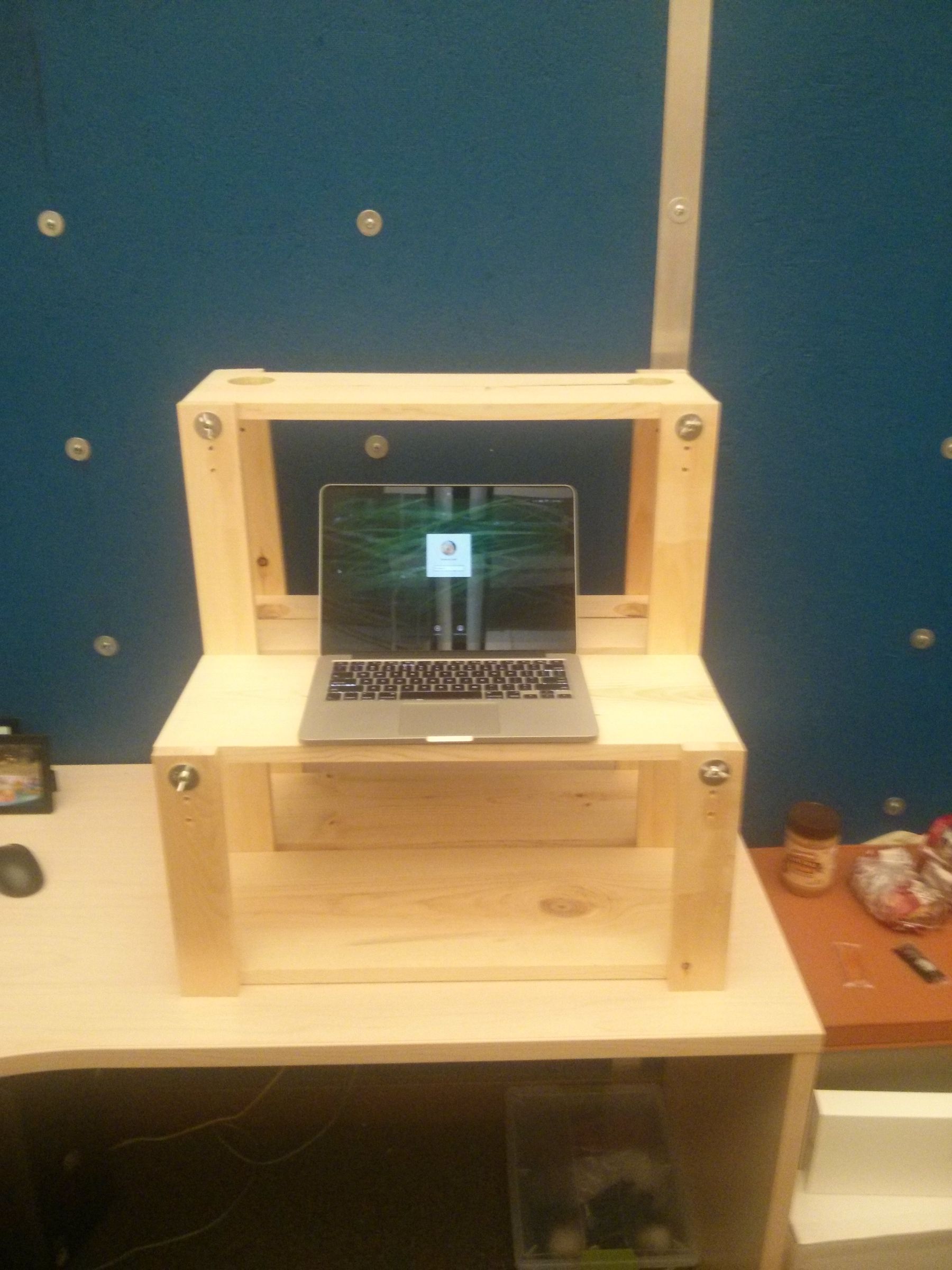 Simple Stand-up Desks : 9 Steps - Instructables