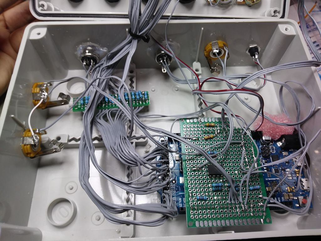 Arduino MIDI Rhythm Section Sequencer: 8 Steps (with Pictures)