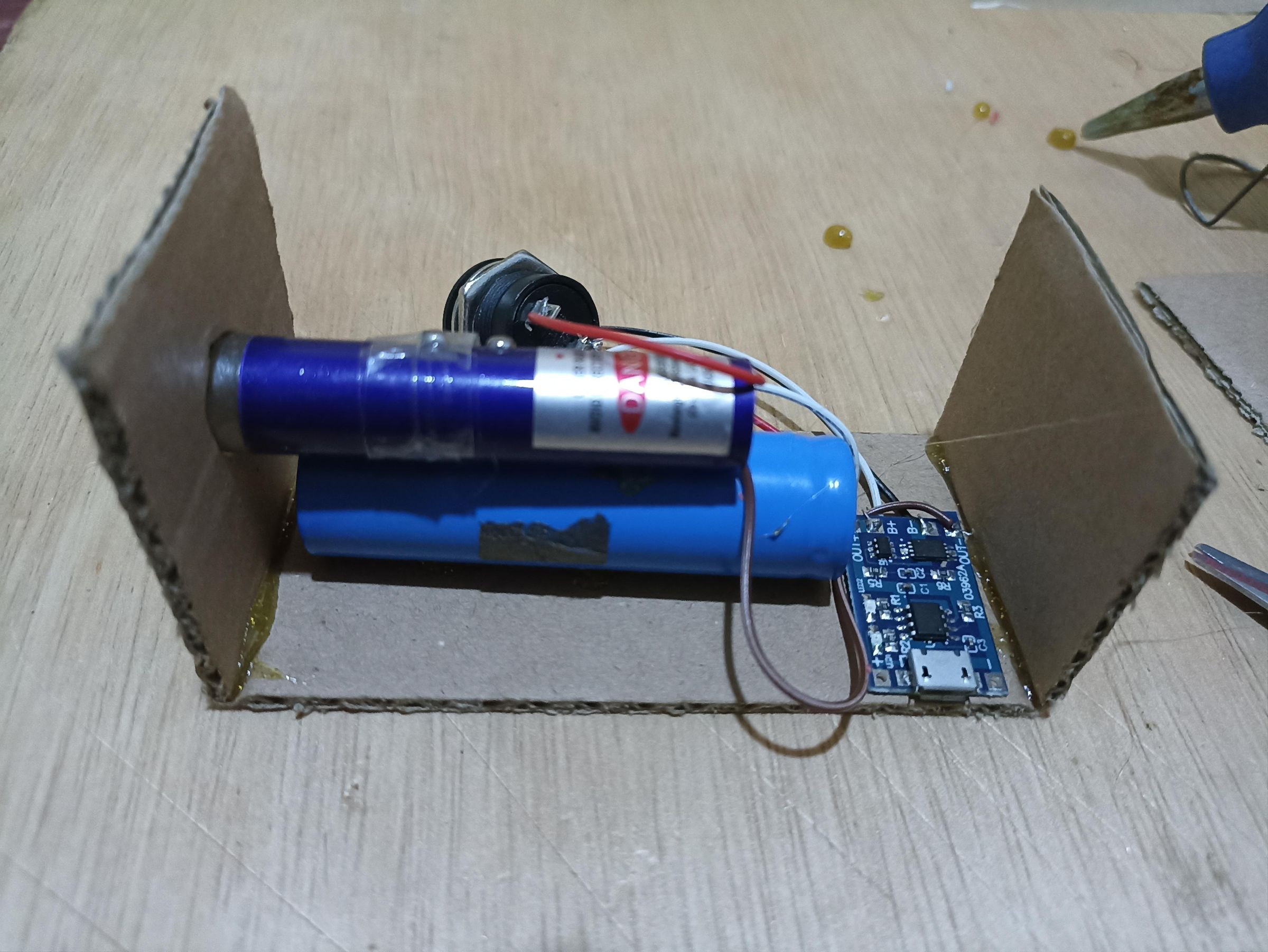 Laser Beam Sensor Security Alarm : 3 Steps - Instructables