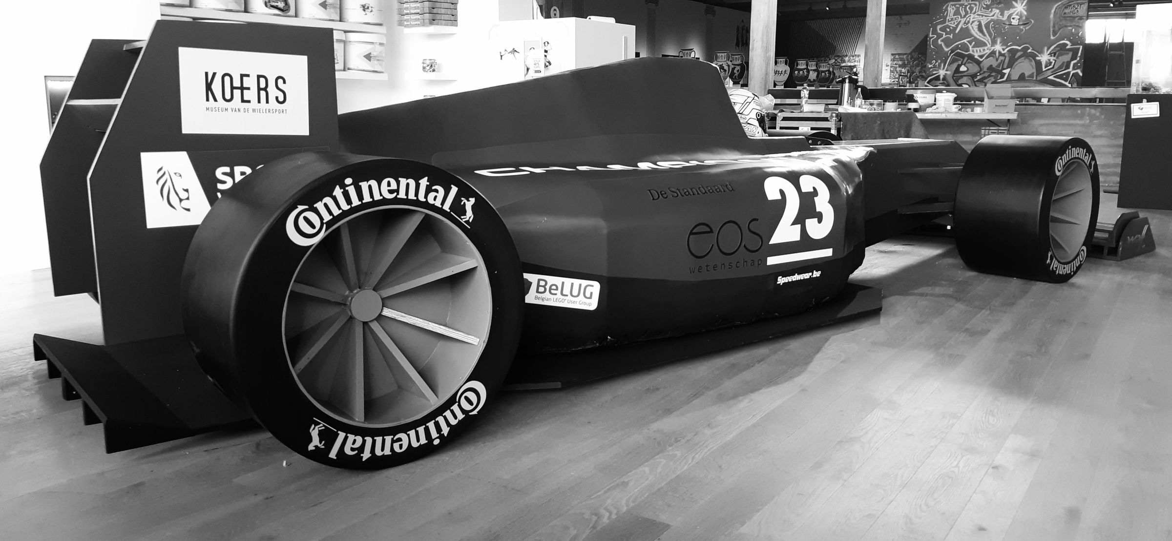 Full-size F1 Replica Car : 19 Steps (with Pictures) - Instructables