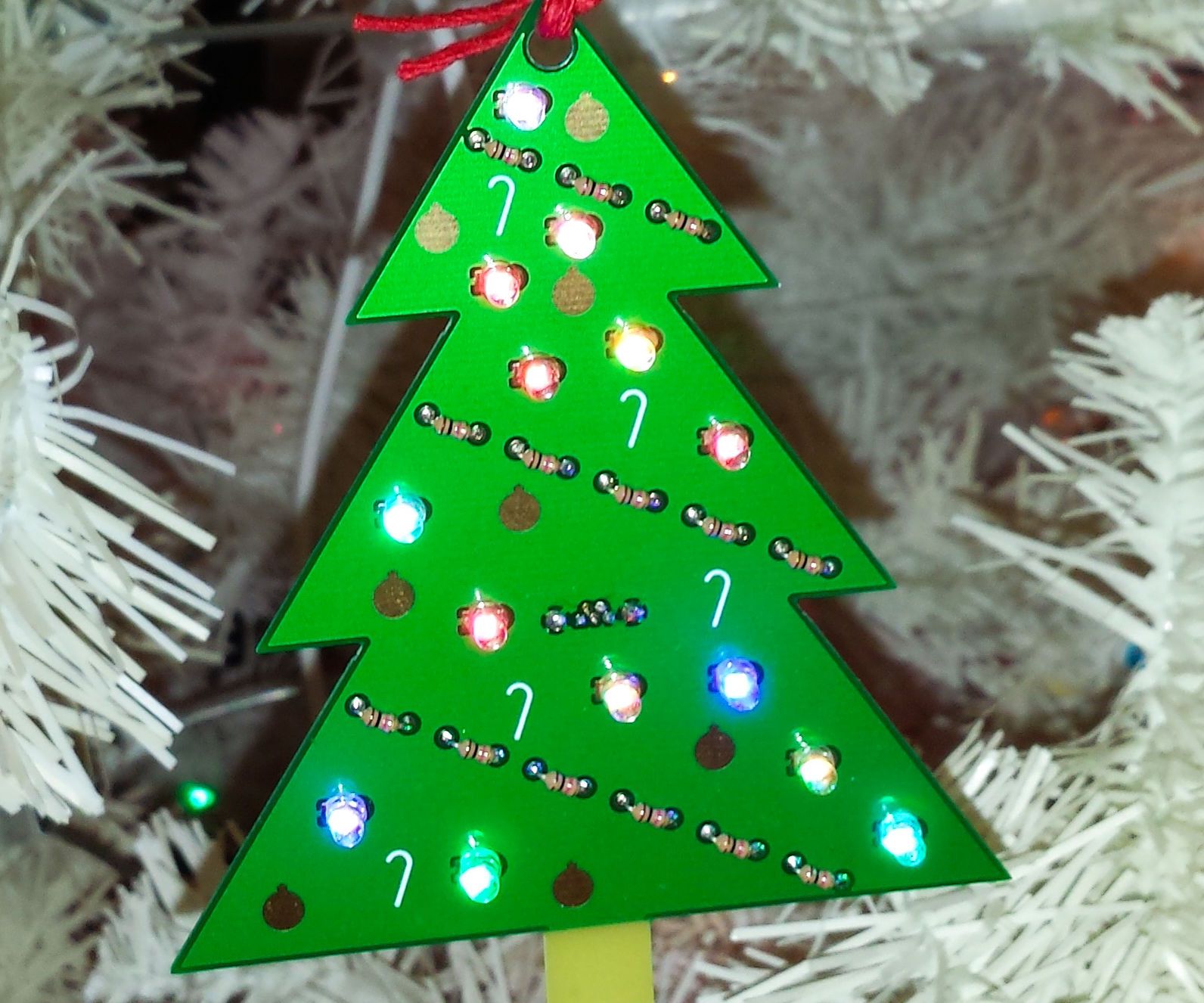 LED Circuit Board Christmas Tree Ornament : 15 Steps (with Pictures ...