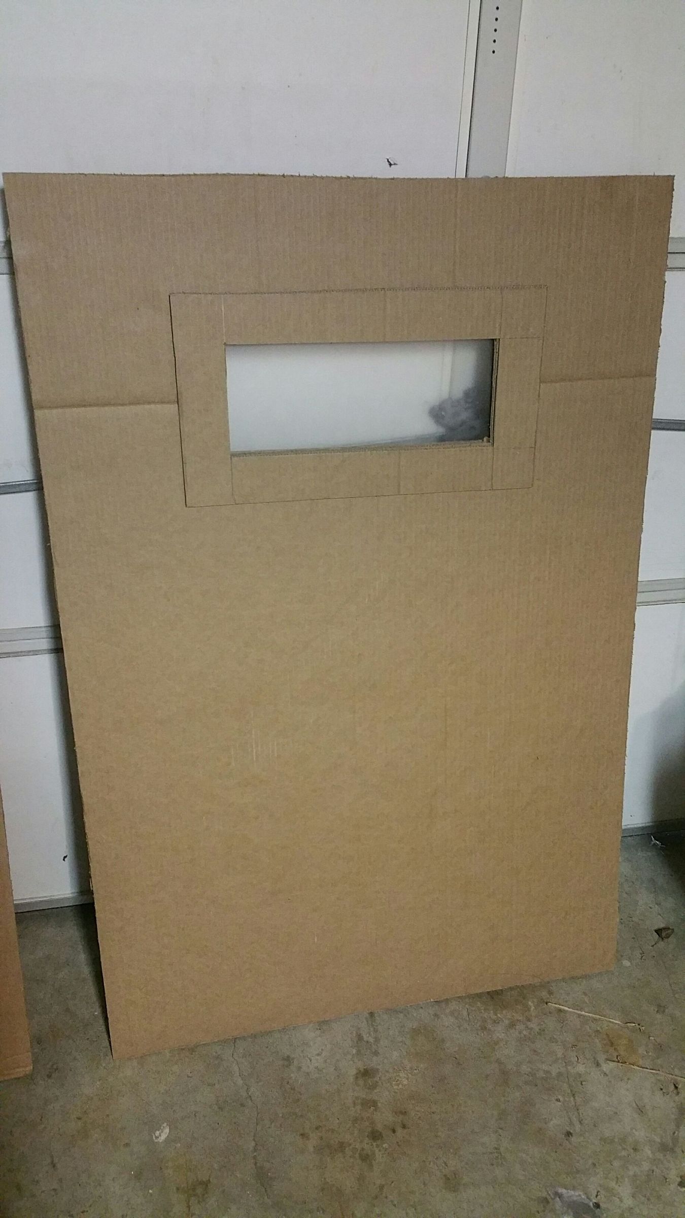 Nerf Cardboard Riot Shield : 10 Steps - Instructables