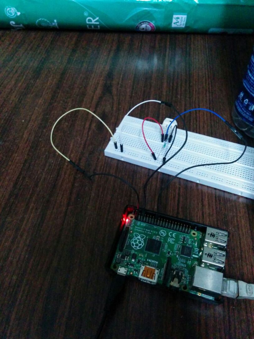 Build Your First IOT With a Raspberry Pi, DHT11 Sensor, and Thingspeak ...