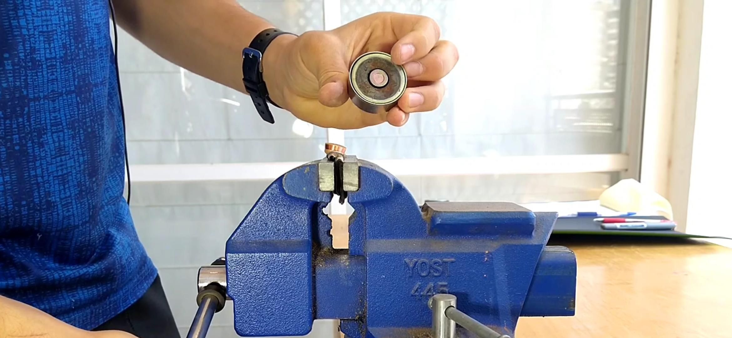 Best Ways to Find Magnets for DIY Projects at Home : 8 Steps (with ...