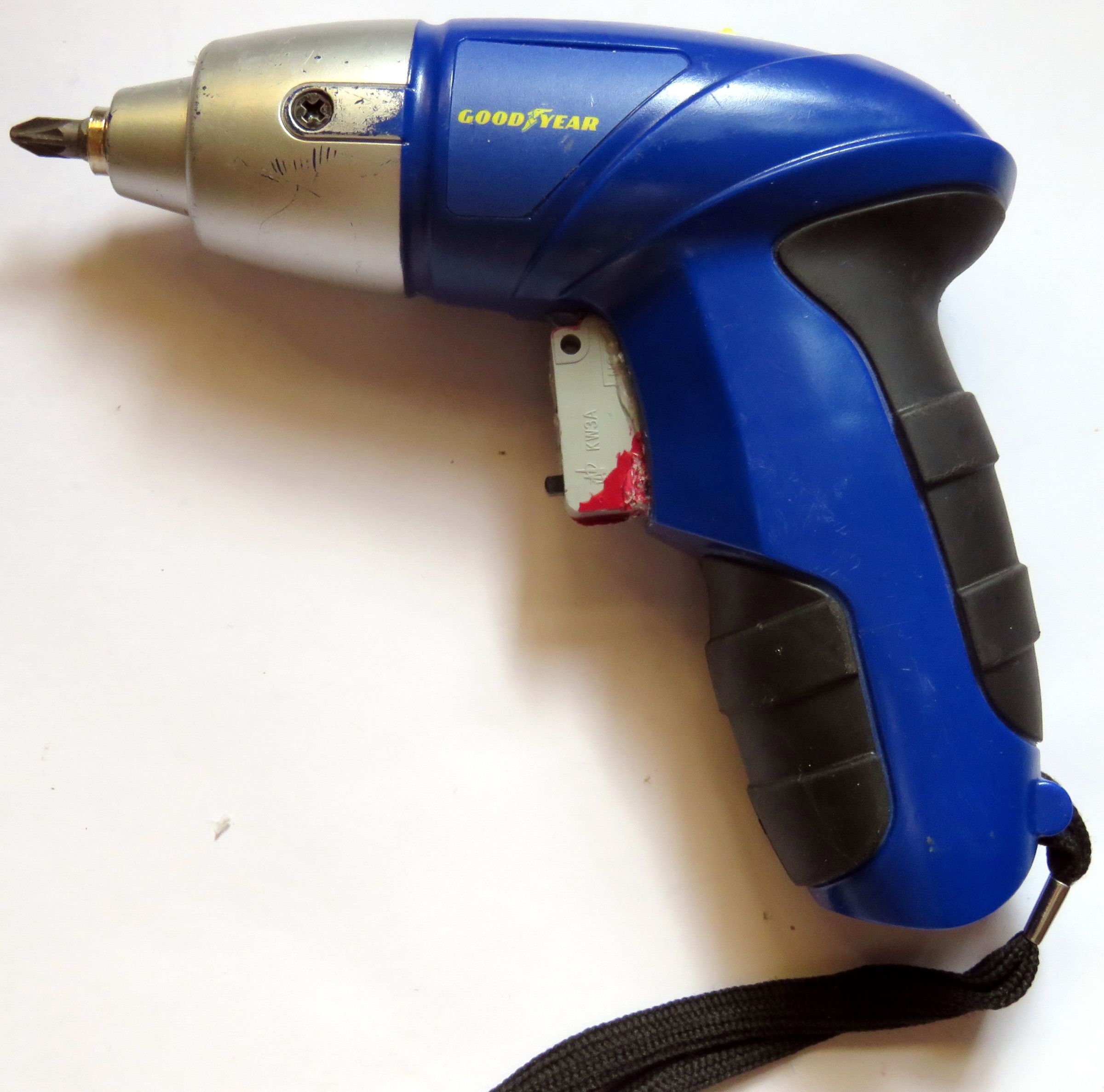 Develop a Cheap Cordless Screw Driver to Operate As Expensive Drill ...
