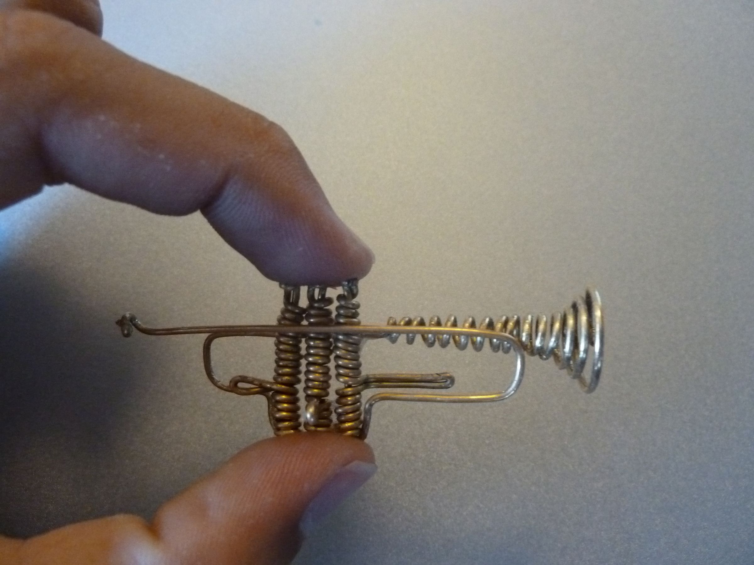 Miniature Wire Trumpet : 7 Steps (with Pictures) - Instructables