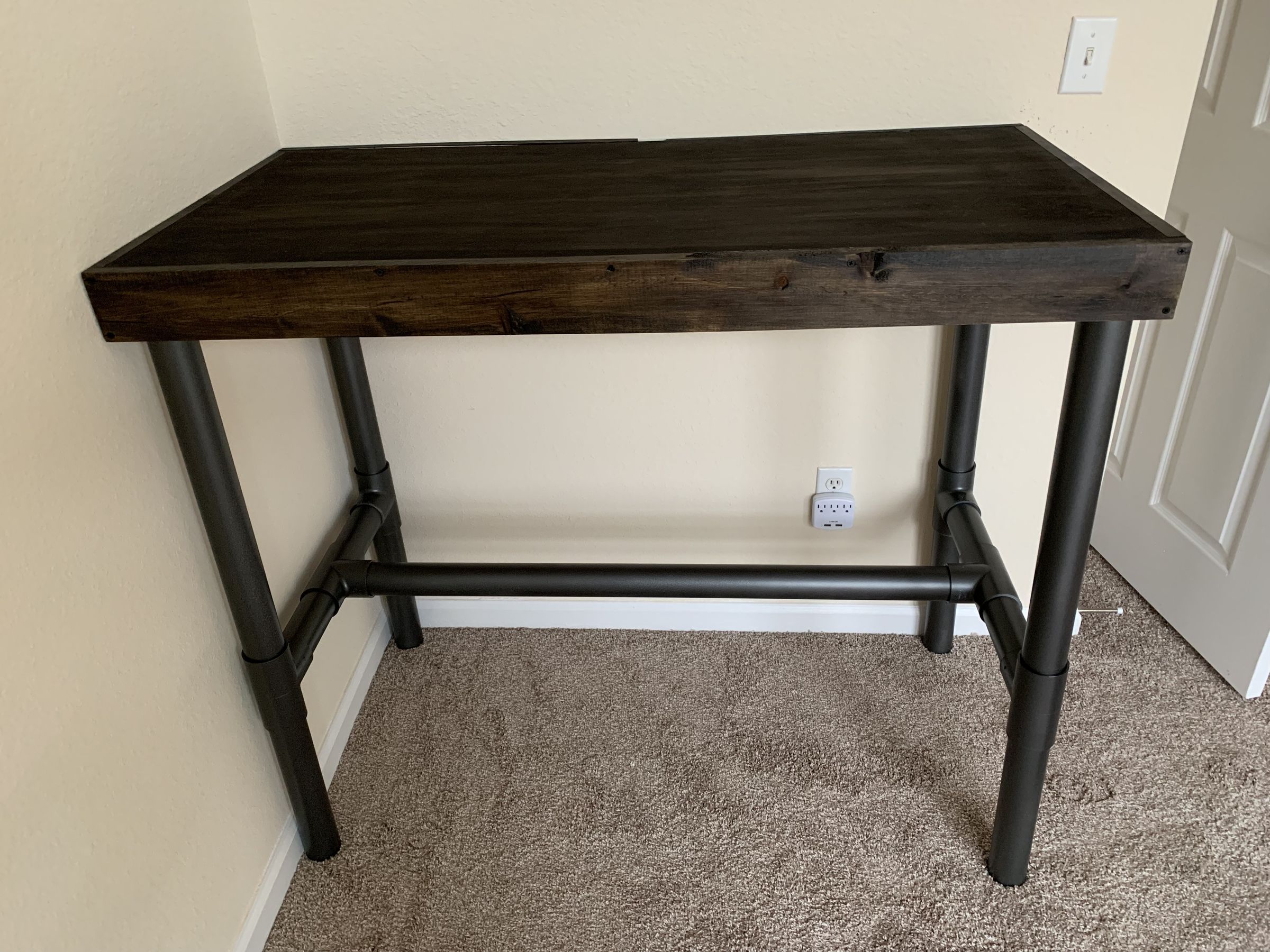 Homemade Standing Desk : 11 Steps (with Pictures) - Instructables