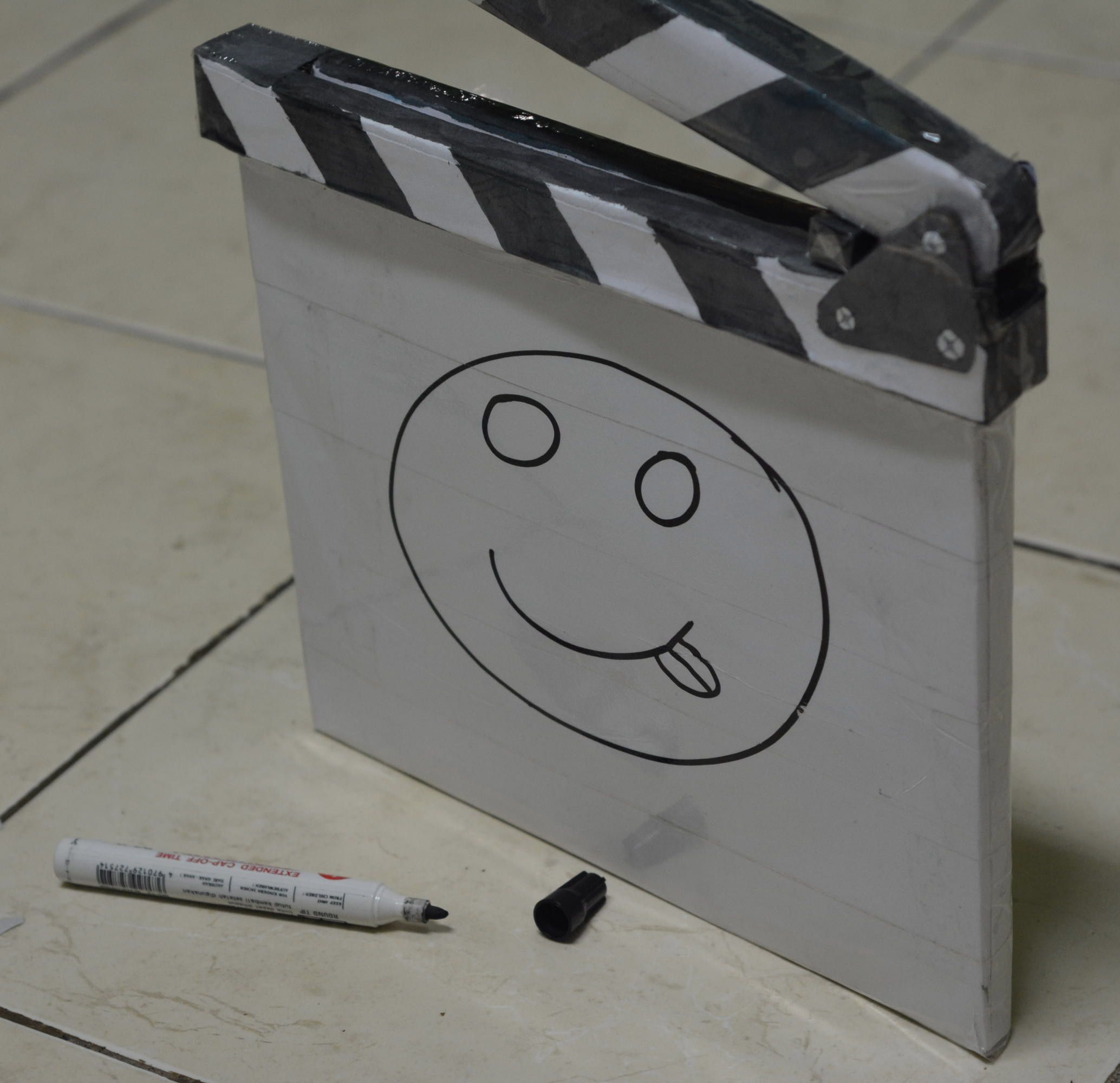 Clapper'card'board : 7 Steps (with Pictures) - Instructables