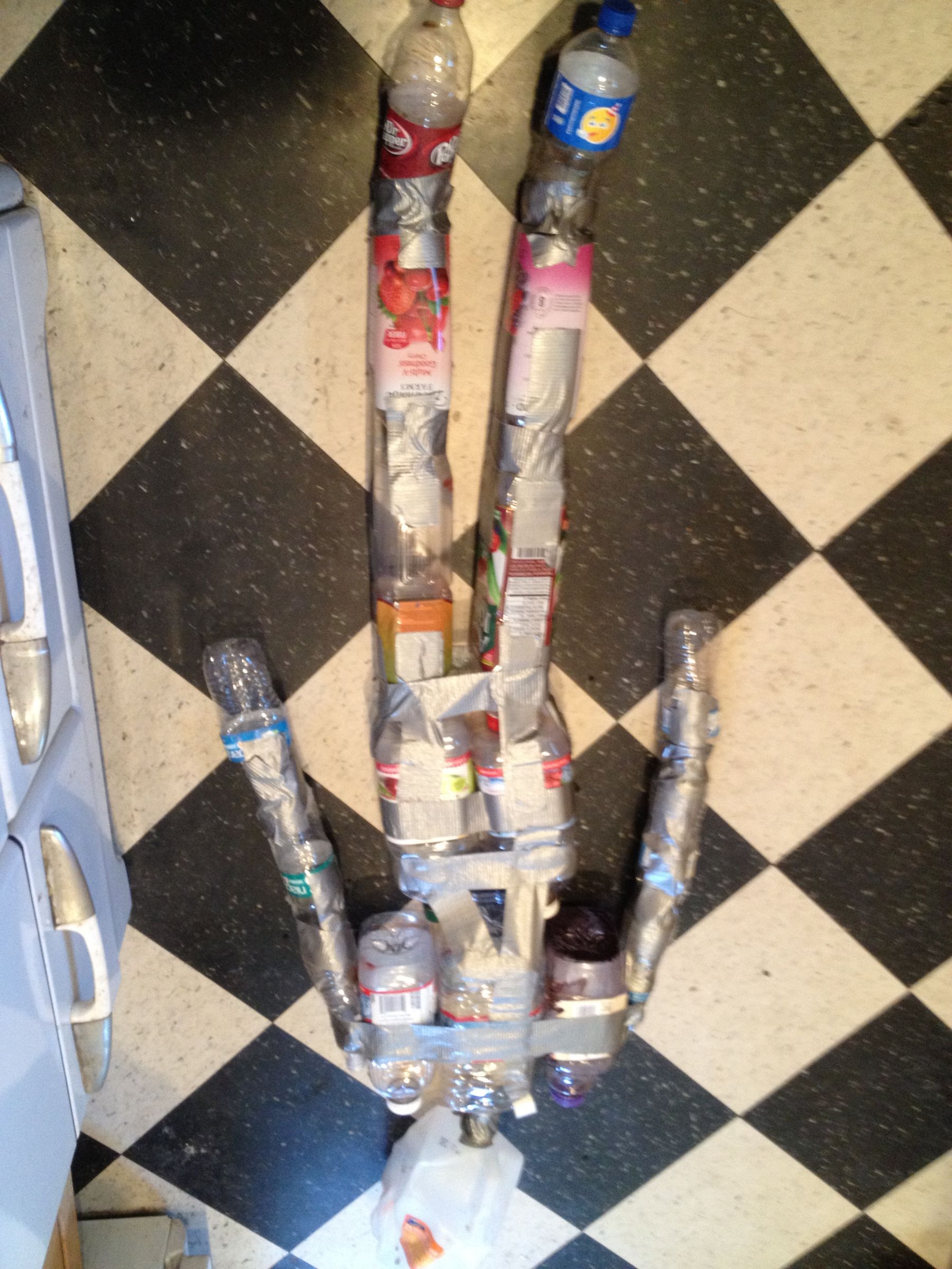 Just Hanging Around, a Day in the Life of an Average Corpse : 3 Steps ...