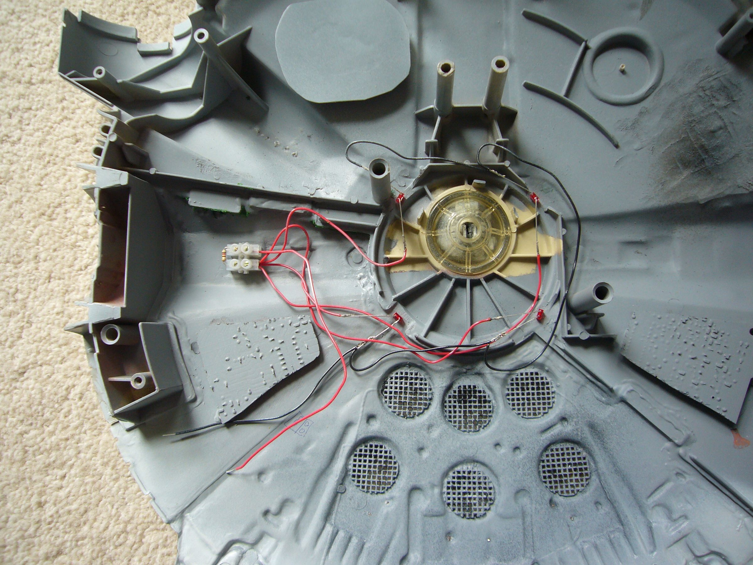 How to Build a Millennium Falcon Wall Light : 7 Steps (with Pictures ...